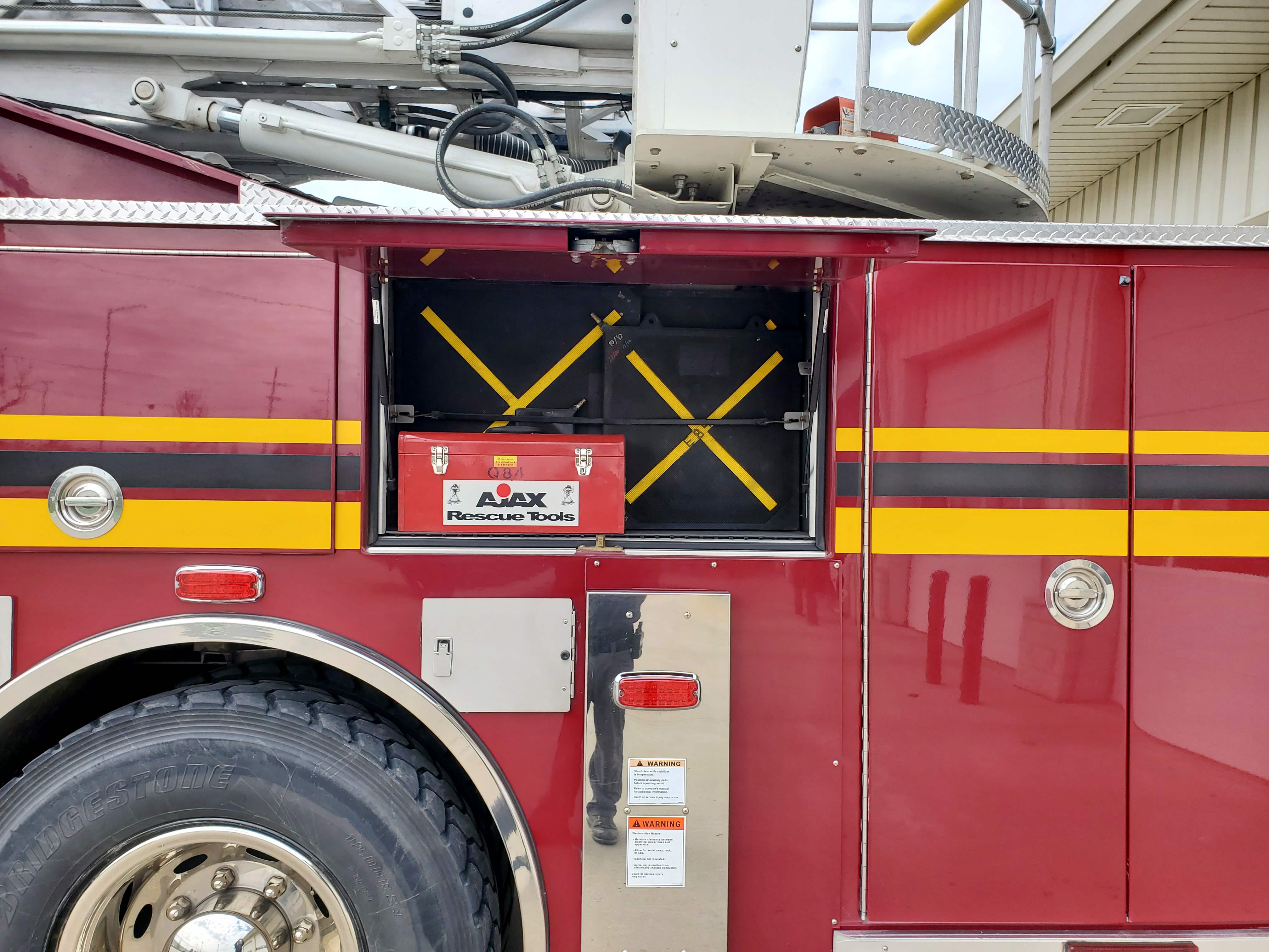 2009 Pierce Impel 75' Quint | Used Truck Details