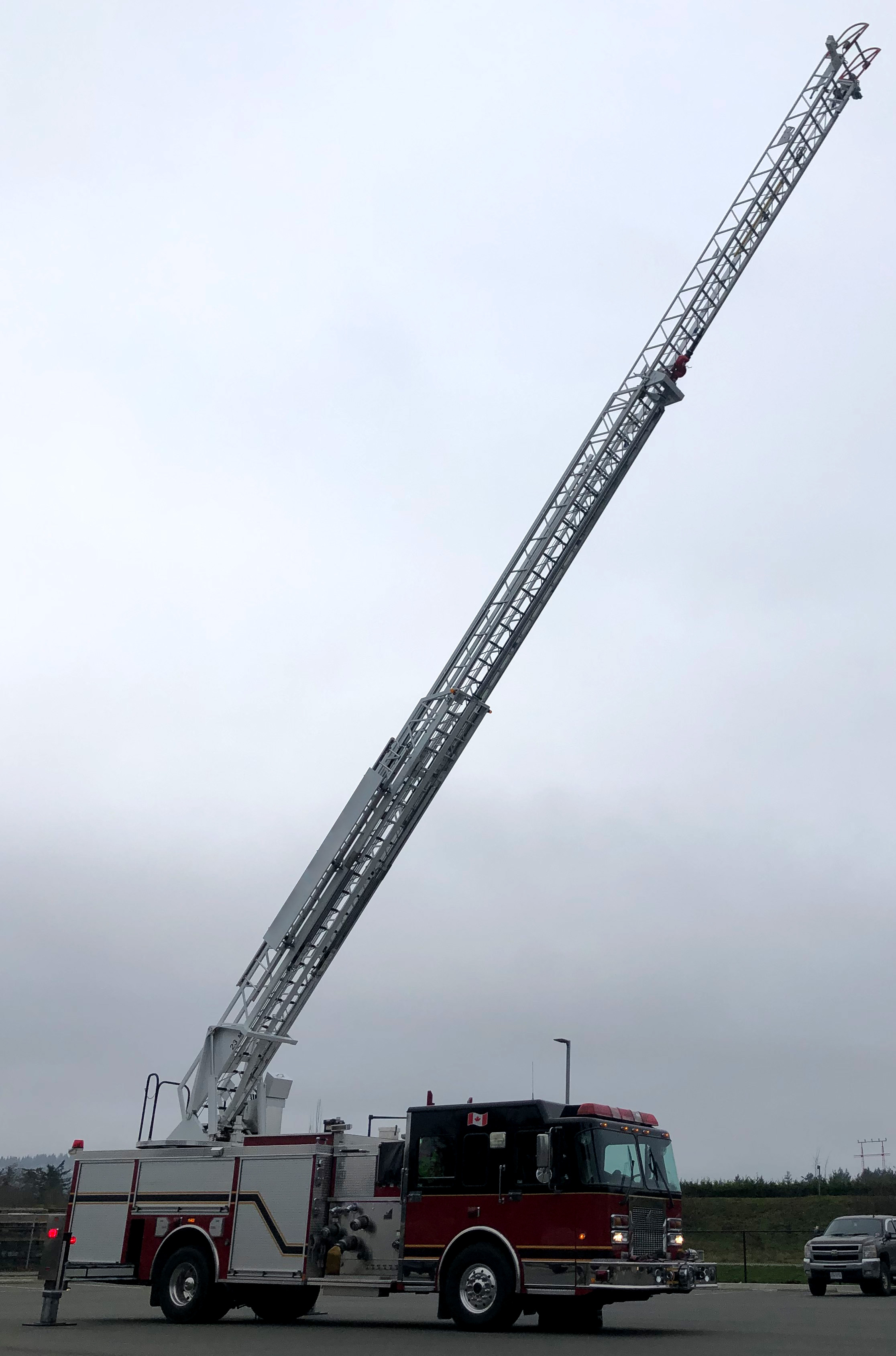 2002 Spartan Smeal 75' Quint | Used Truck Details