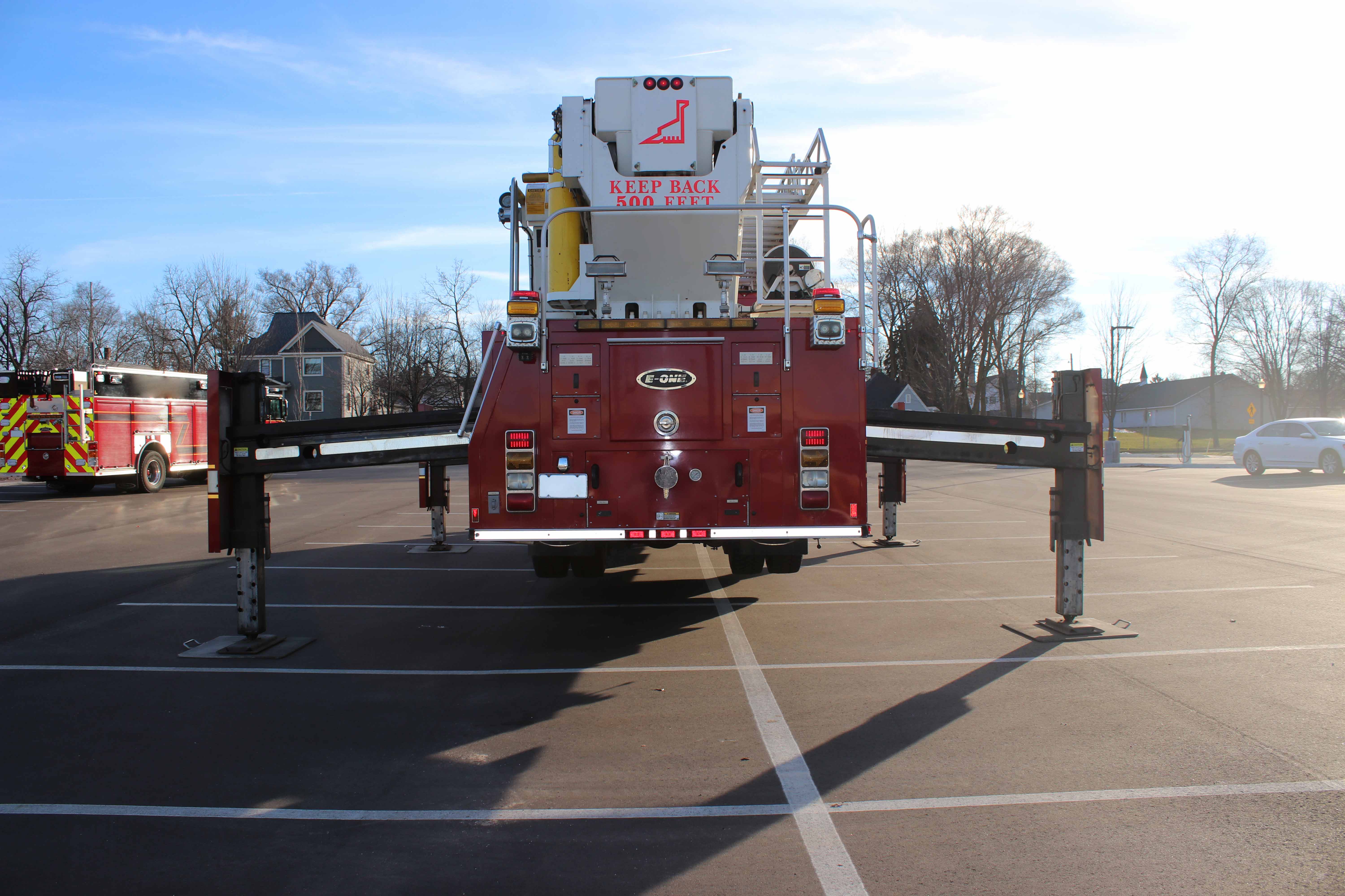 2002 E-One Cyclone II Bronto 118' Skylift | Used Truck Details