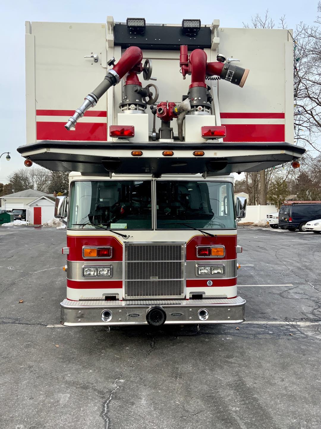 1997 Pierce Lance 100' Platform | Used Truck Details