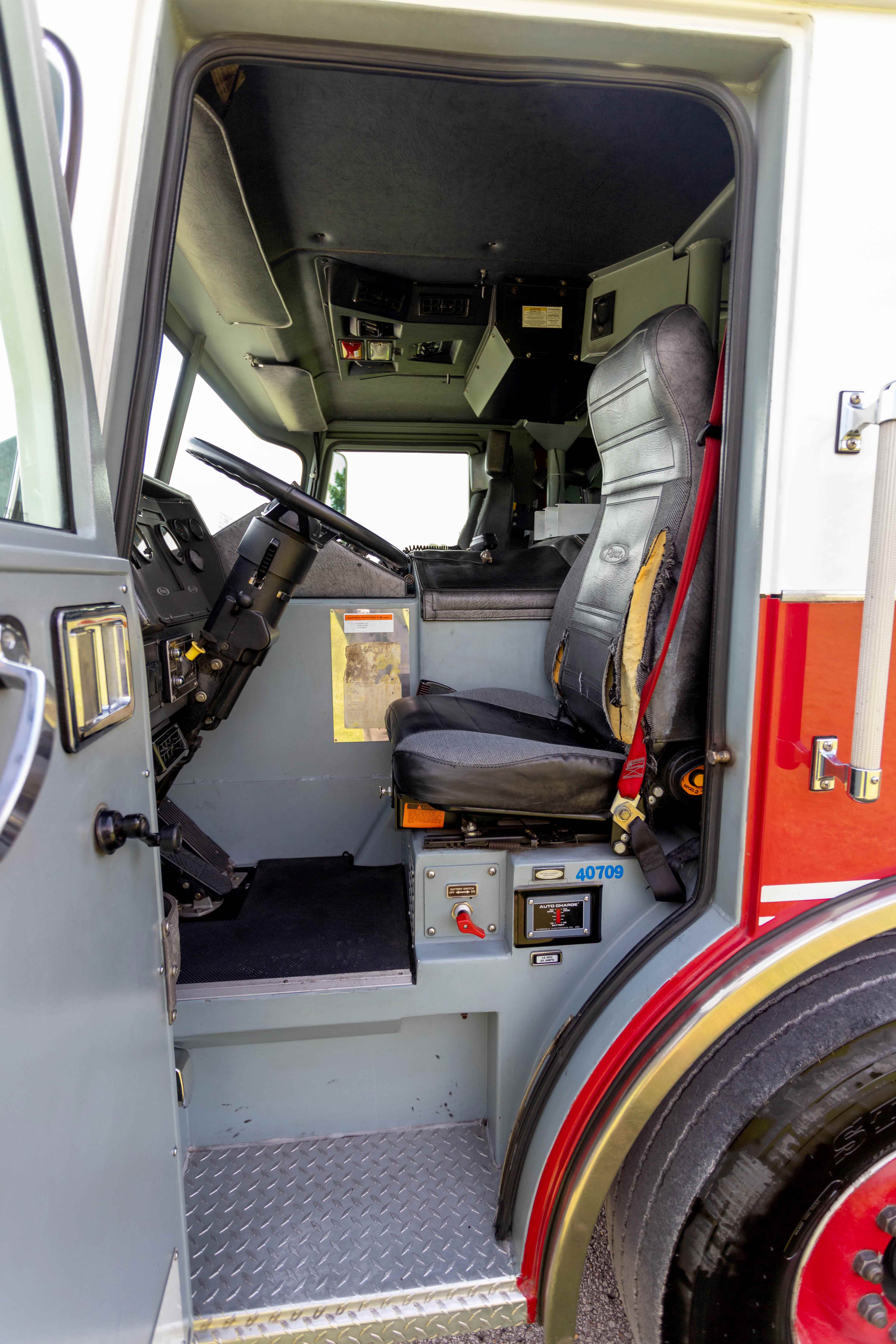 2005 Pierce Contender Pumper | Used Truck Details