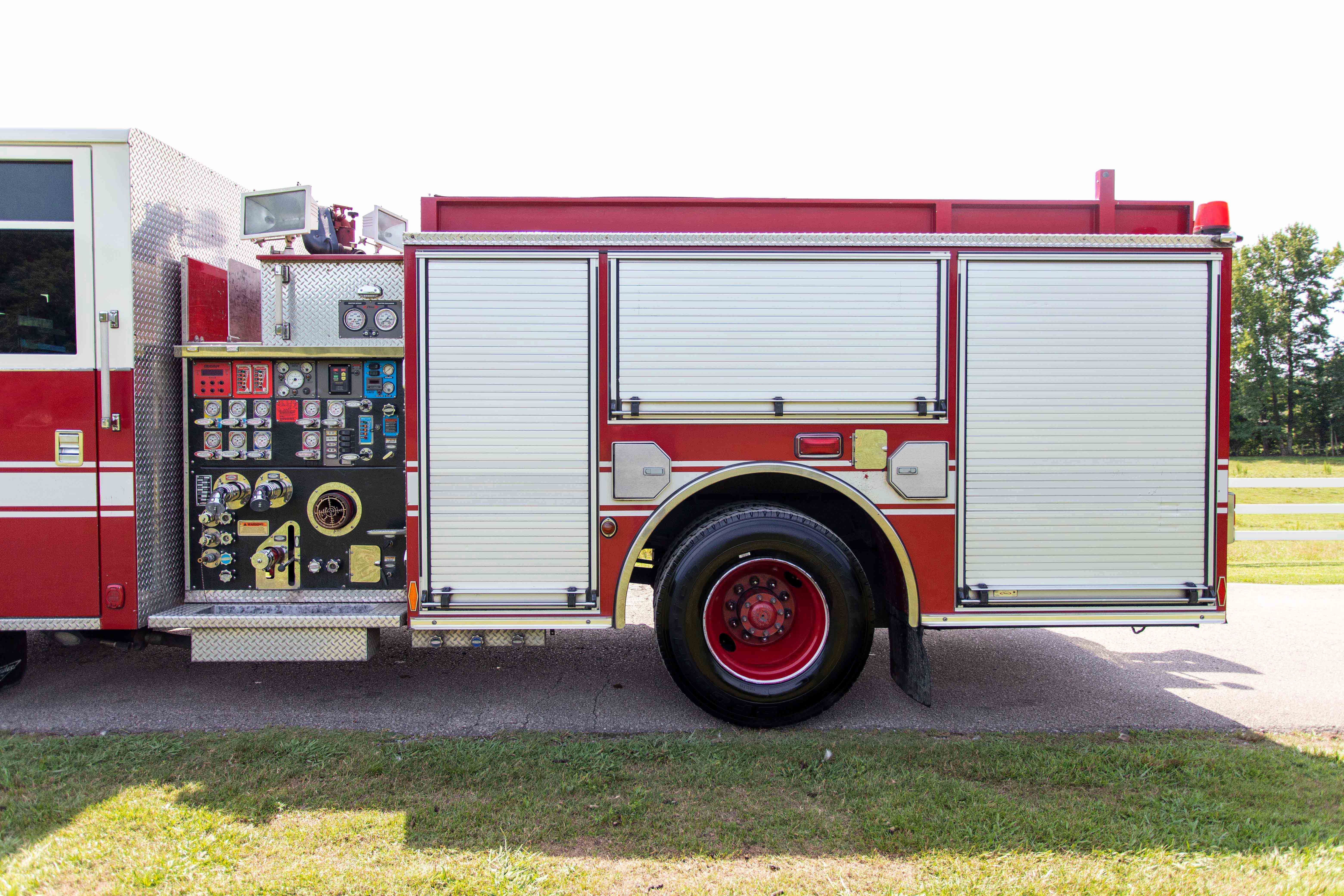 2005 Pierce Contender Pumper | Used Truck Details