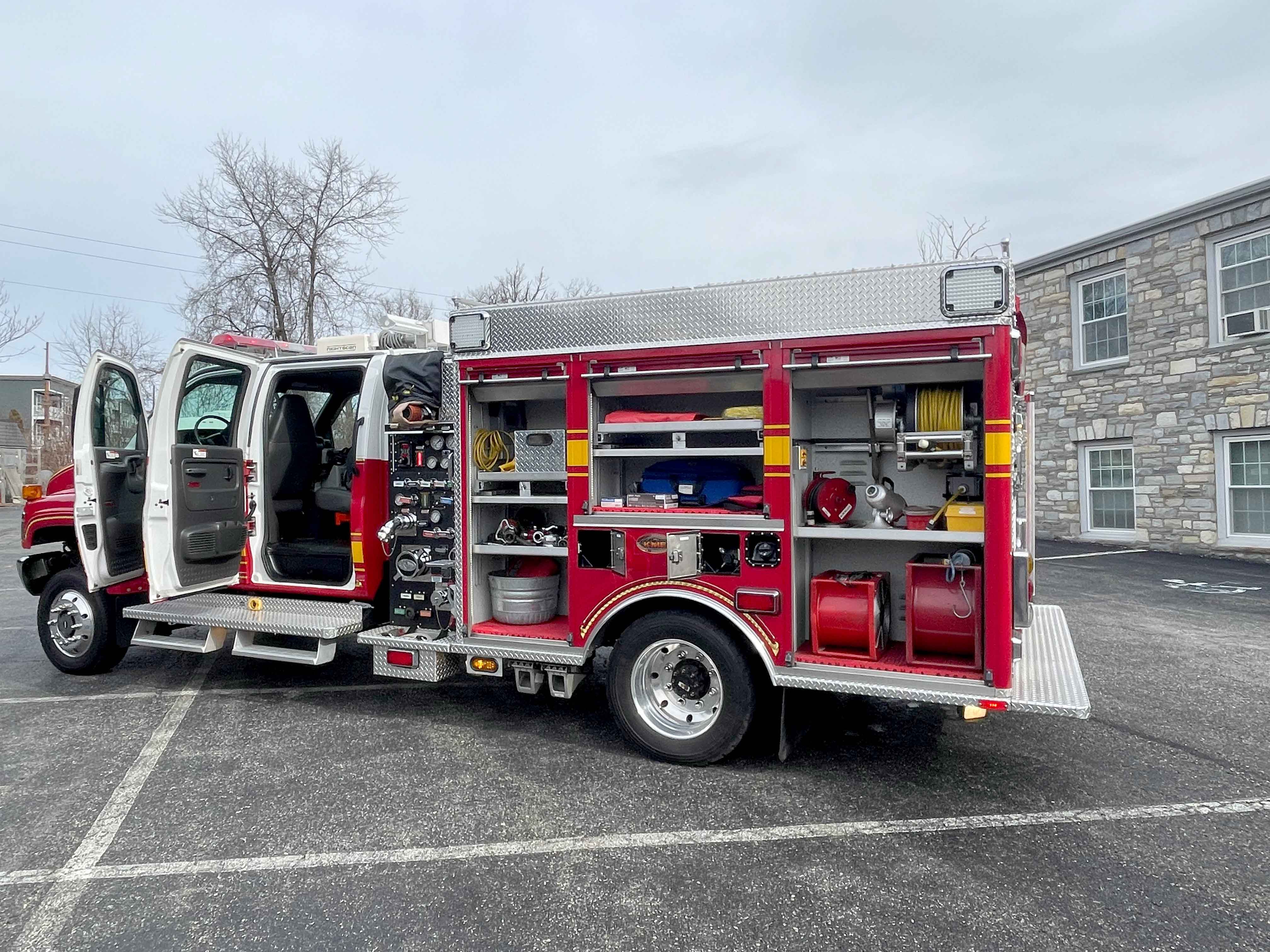 2006 KME GMC Commercial 4x4 Mini Pumper | Used Truck Details