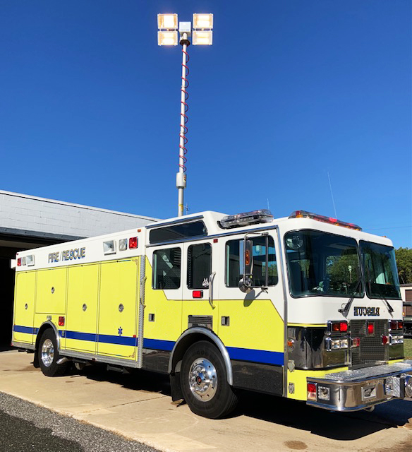 1995 PL Custom Pemfab Heavy Rescue | Used Truck Details