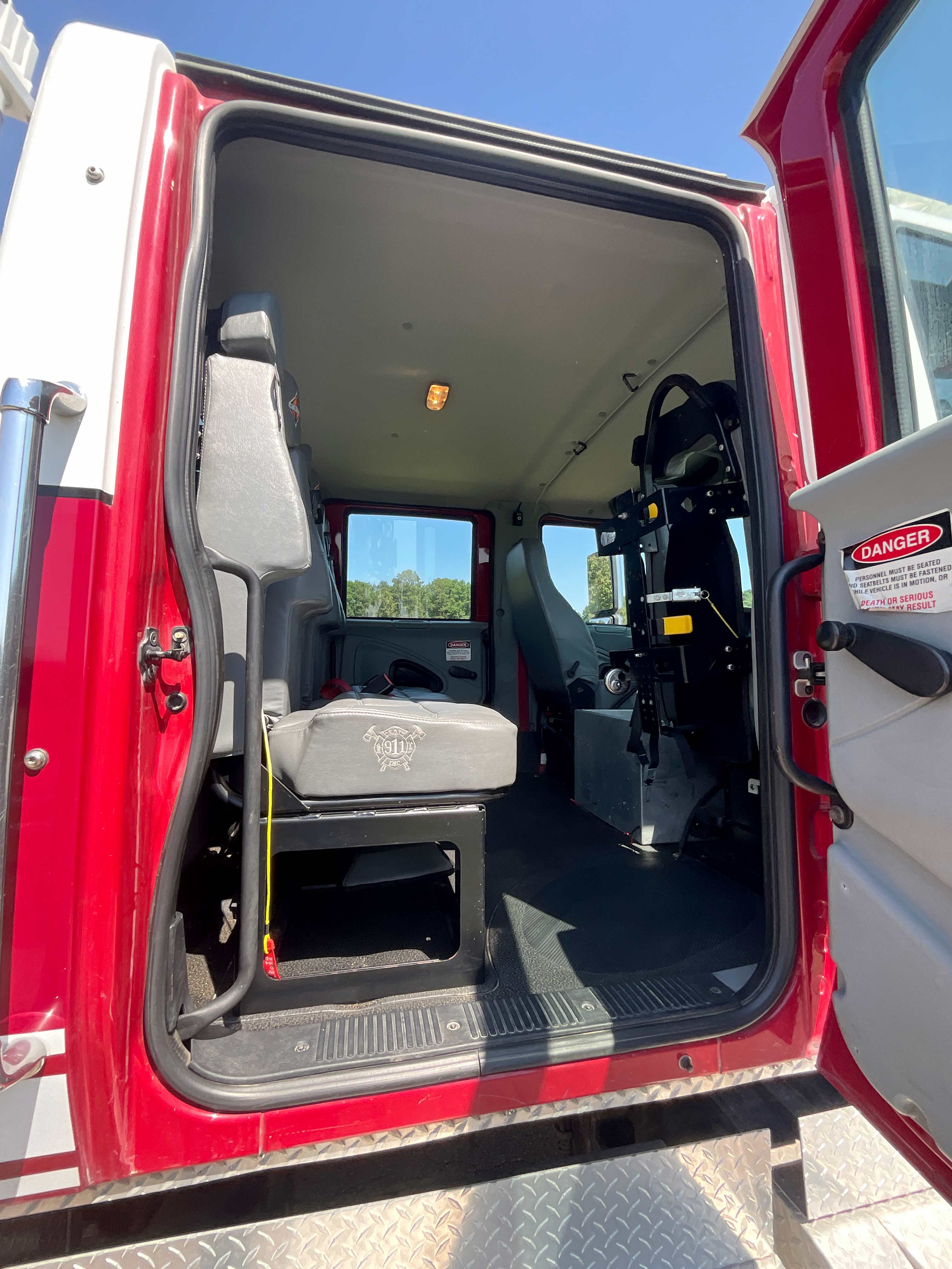 2008 Ferrara International 4x4 Commercial Pumper | Firetrucks Unlimited
