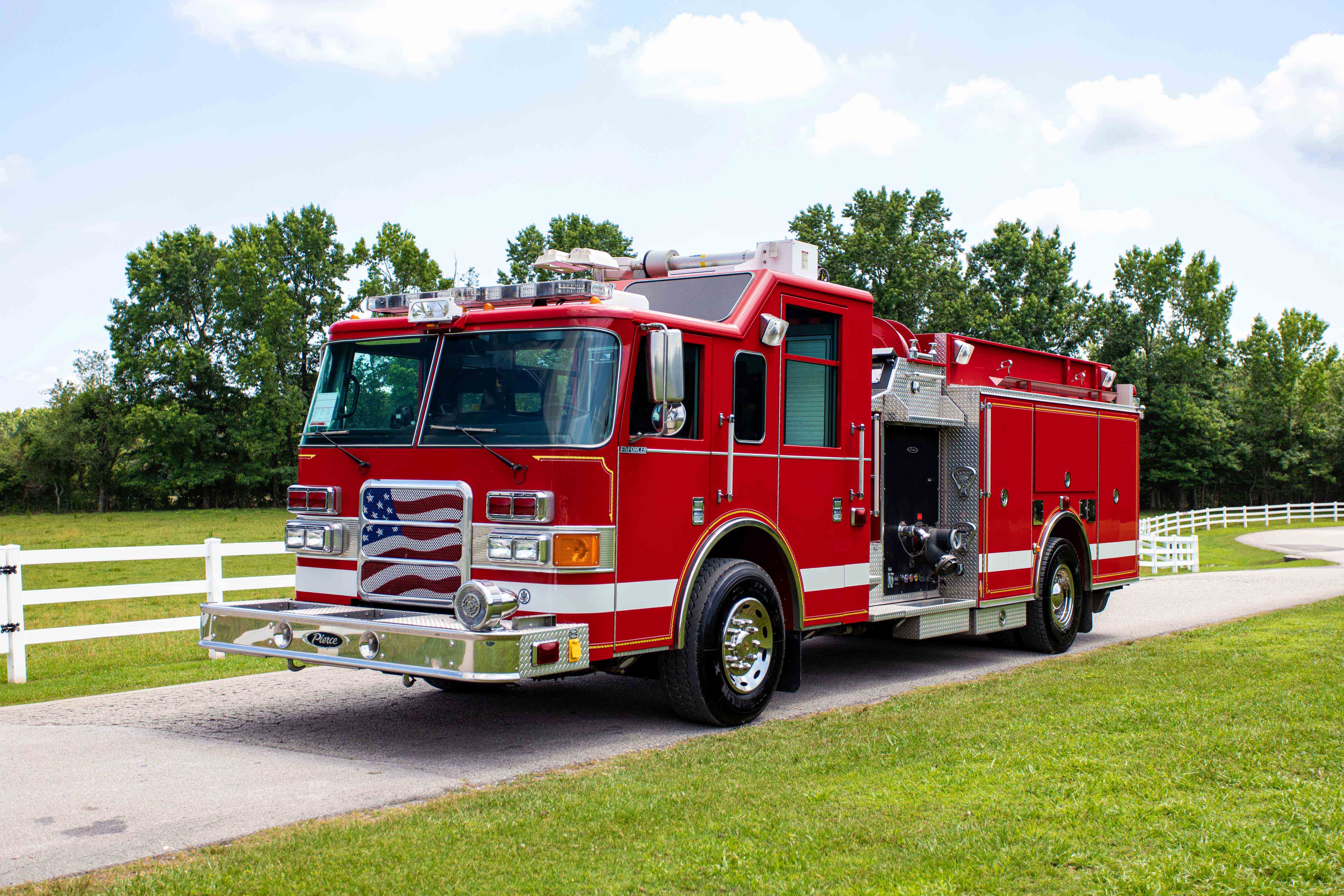 2004 Pierce Enforcer Pumper | Used Truck Details