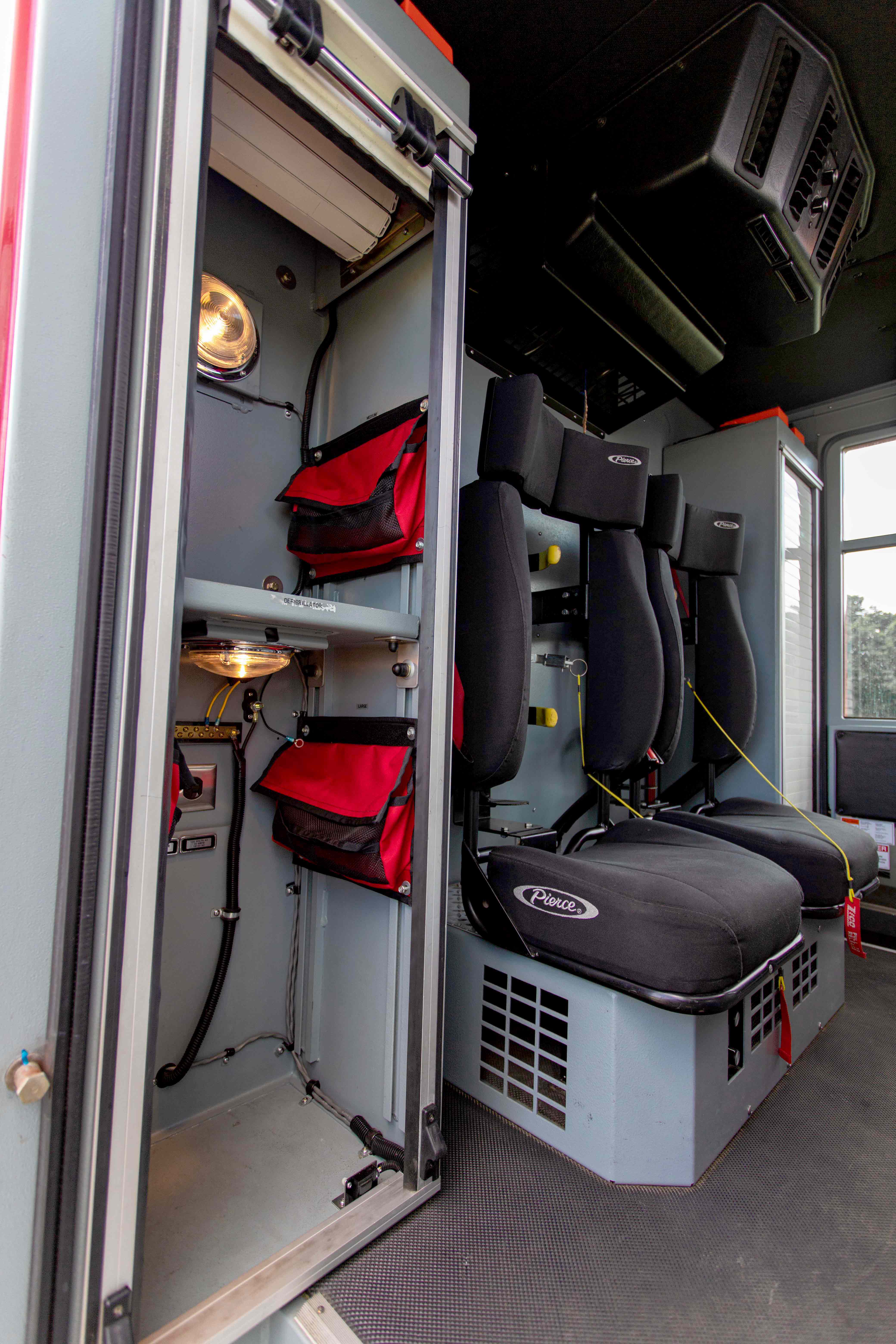 2004 Pierce Enforcer Pumper | Used Truck Details