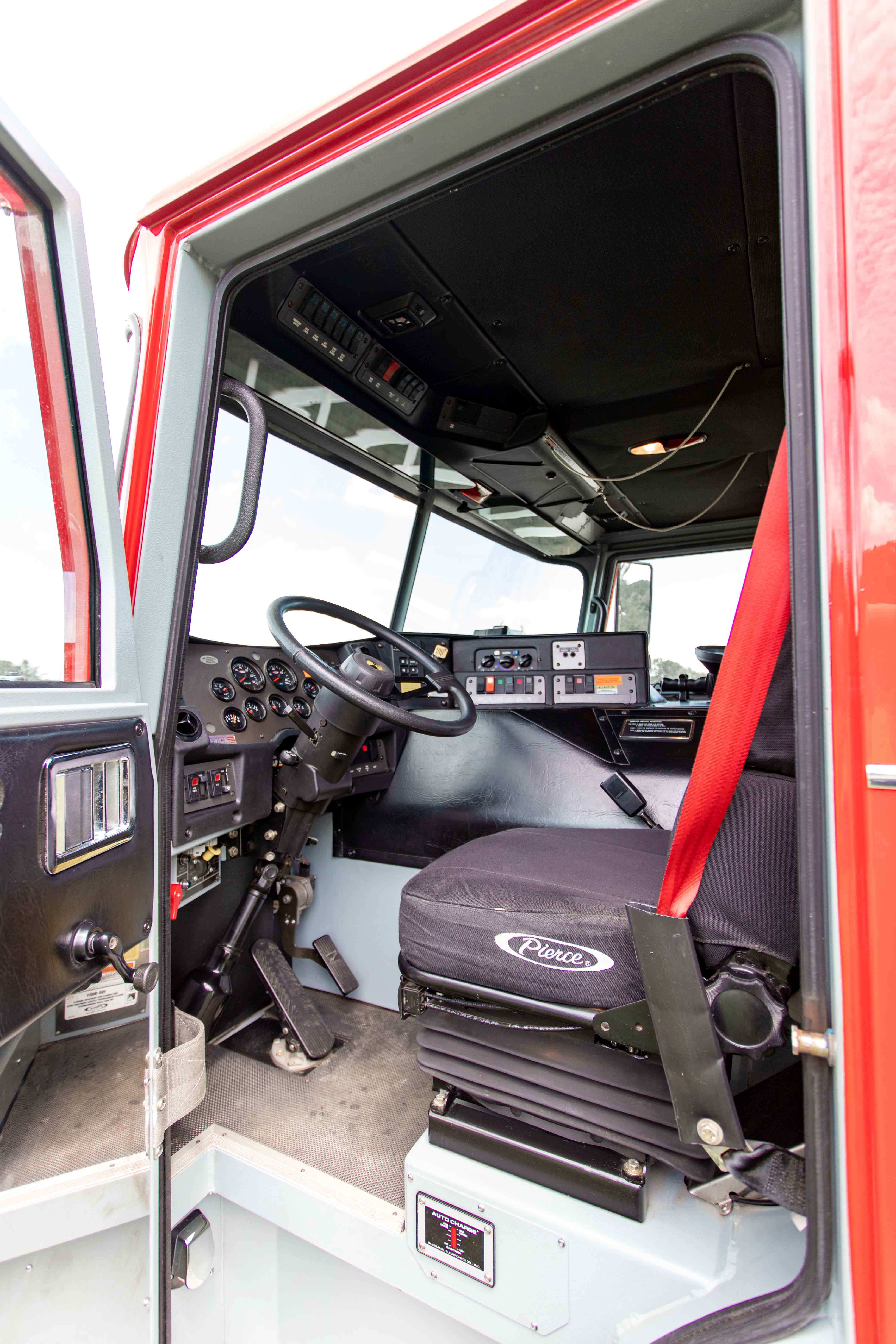 2004 Pierce Enforcer Pumper | Used Truck Details