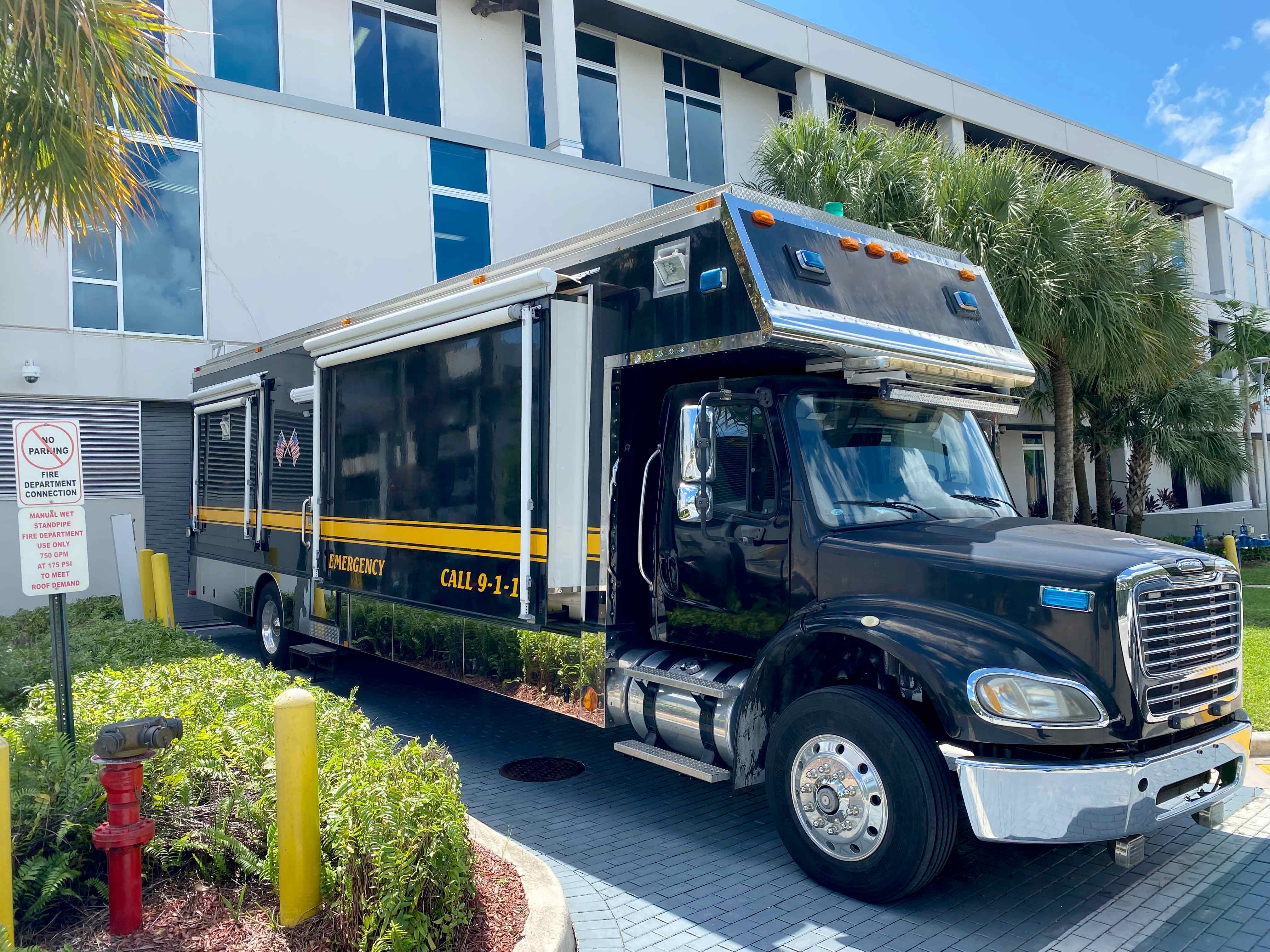 2008 NACS Freightliner Mobile Command Vehicle | Used Truck Details