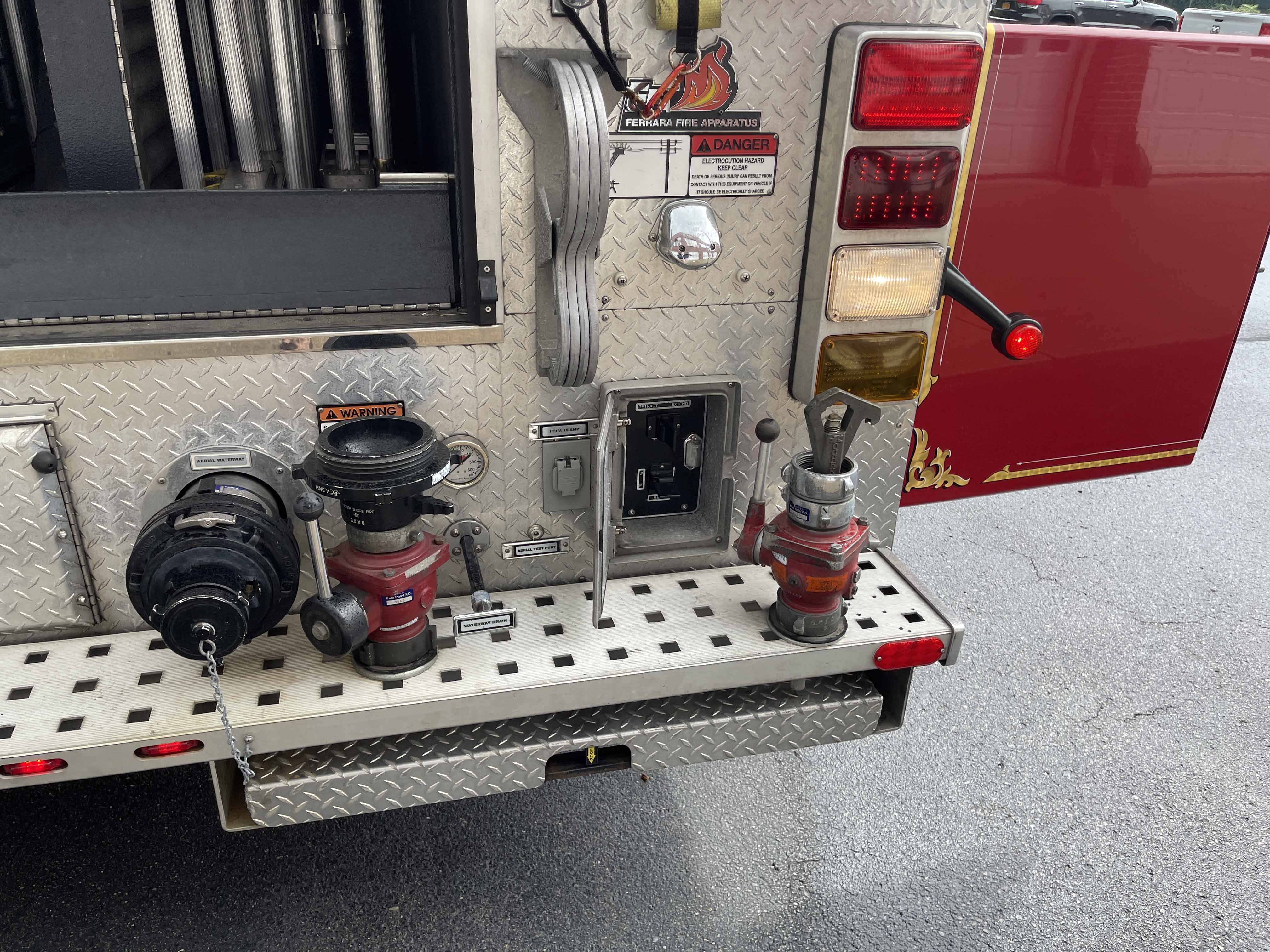 2006 Ferrara Igniter 77' Quint | Used Truck Details