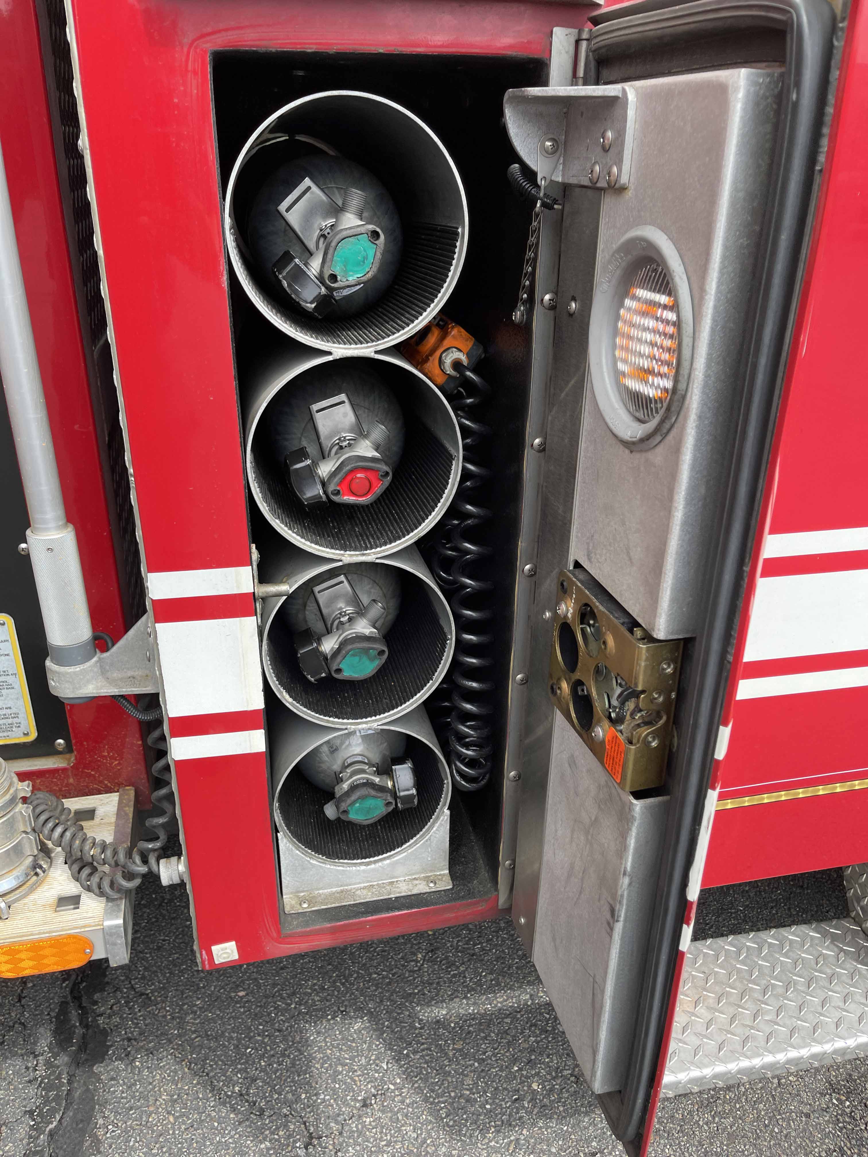 2006 Ferrara Igniter 77' Quint | Used Truck Details