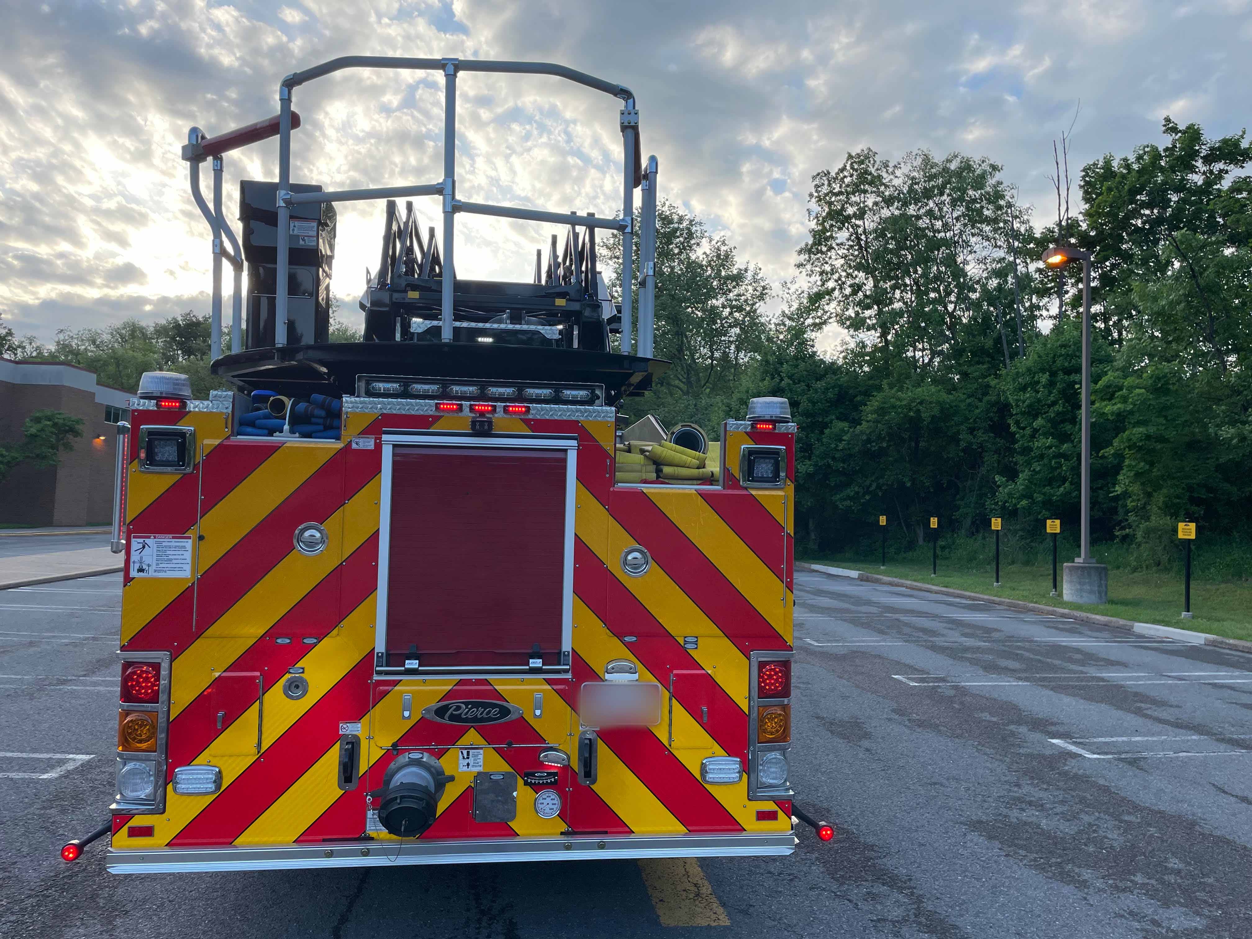 2018 Pierce Ascendant 107' Aerial | Used Truck Details