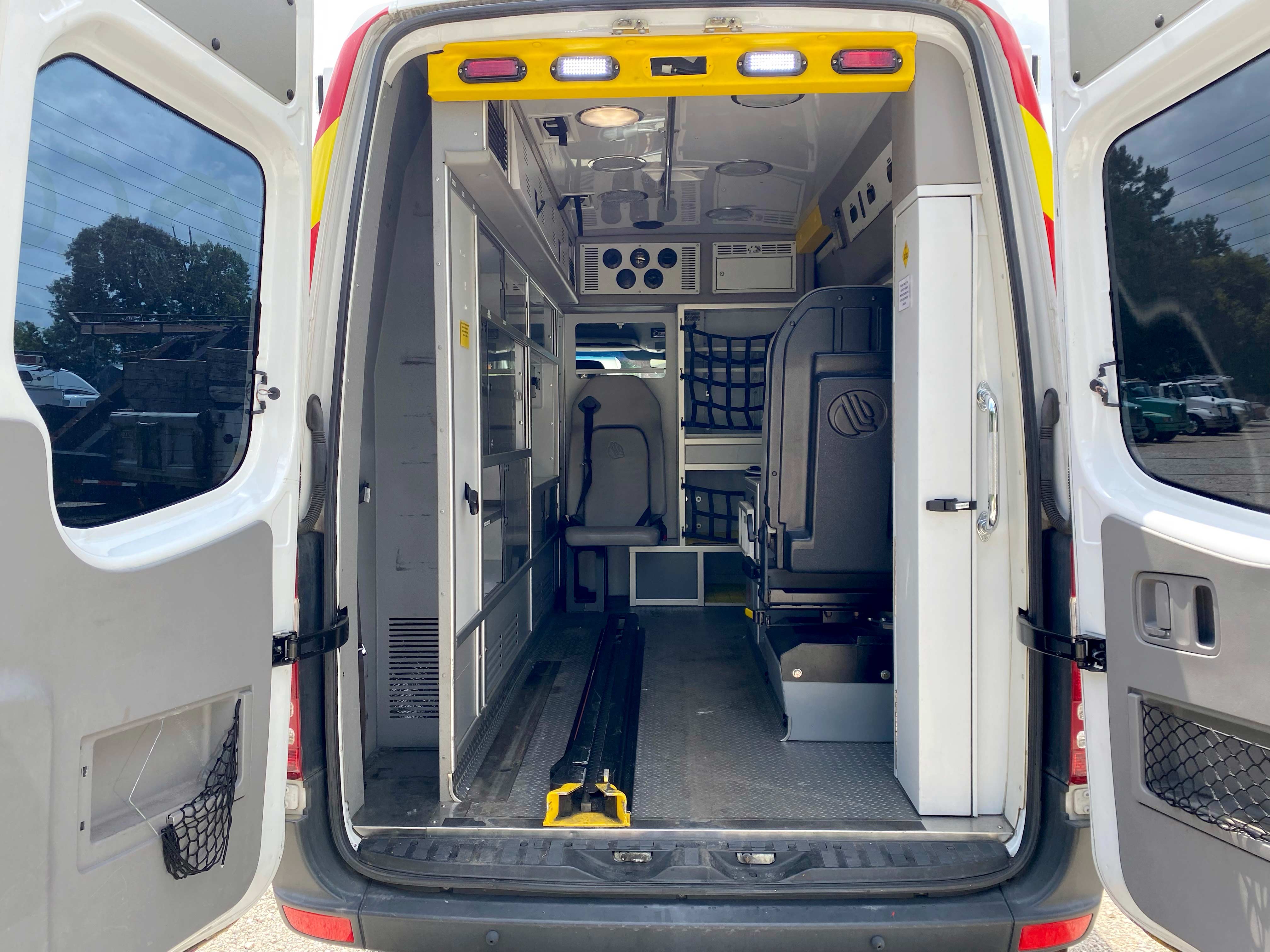 2016 Mercedes Benz Sprinter Ambulance | Used Truck Details