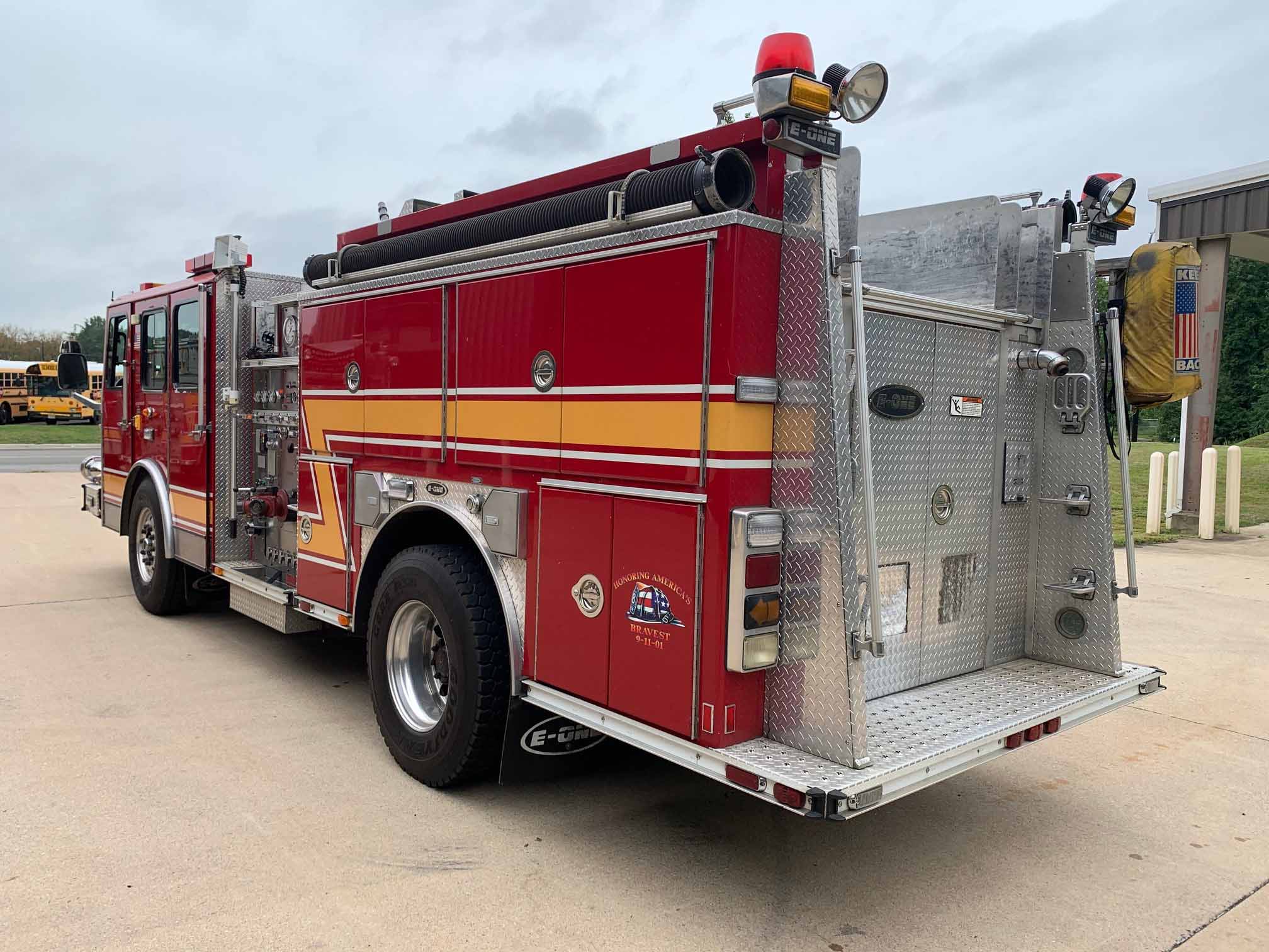 2001 E-One Cyclone II Pumper | Used Truck Details