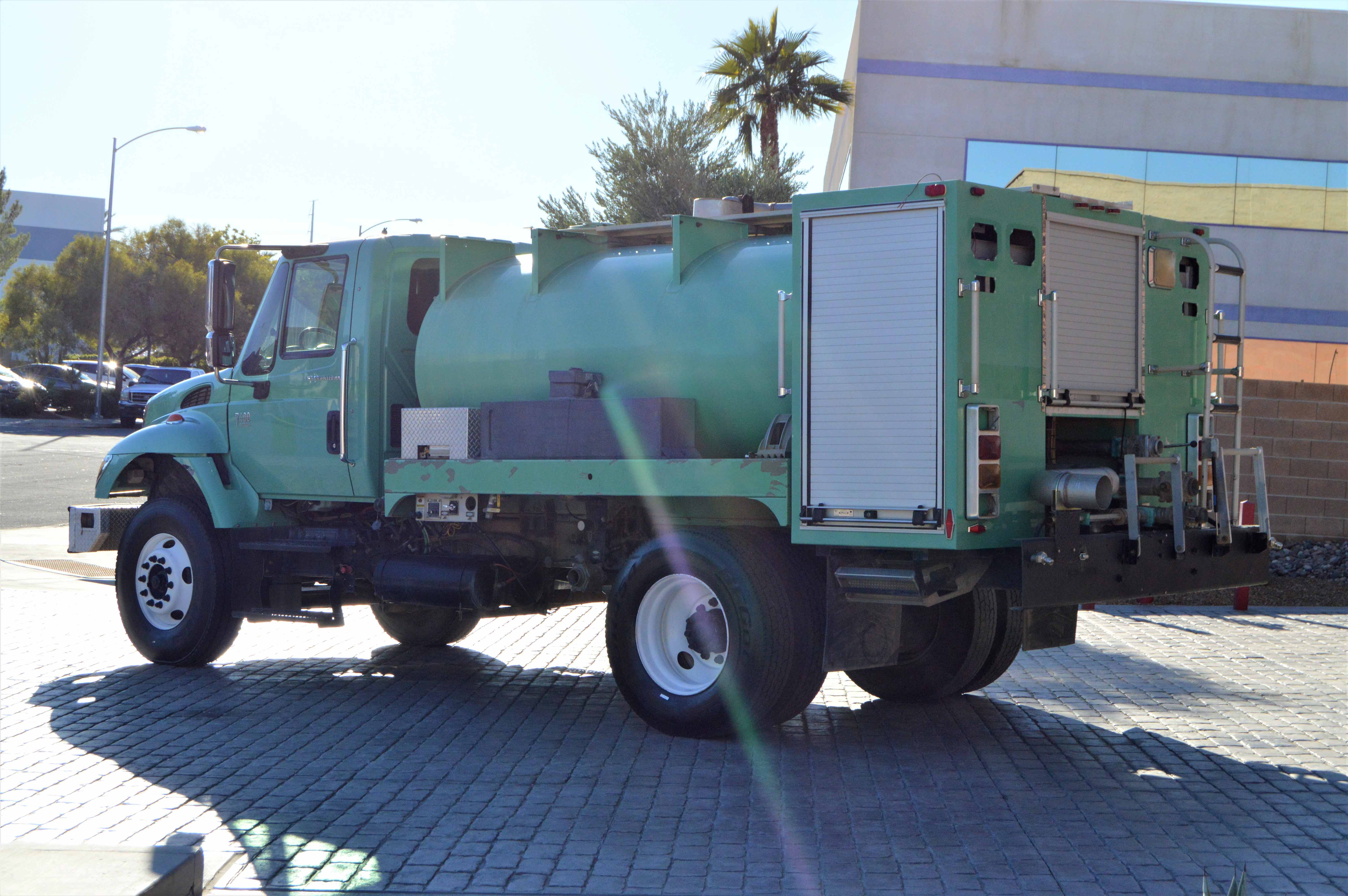 2004 International Tactical Tender | Used Truck Details