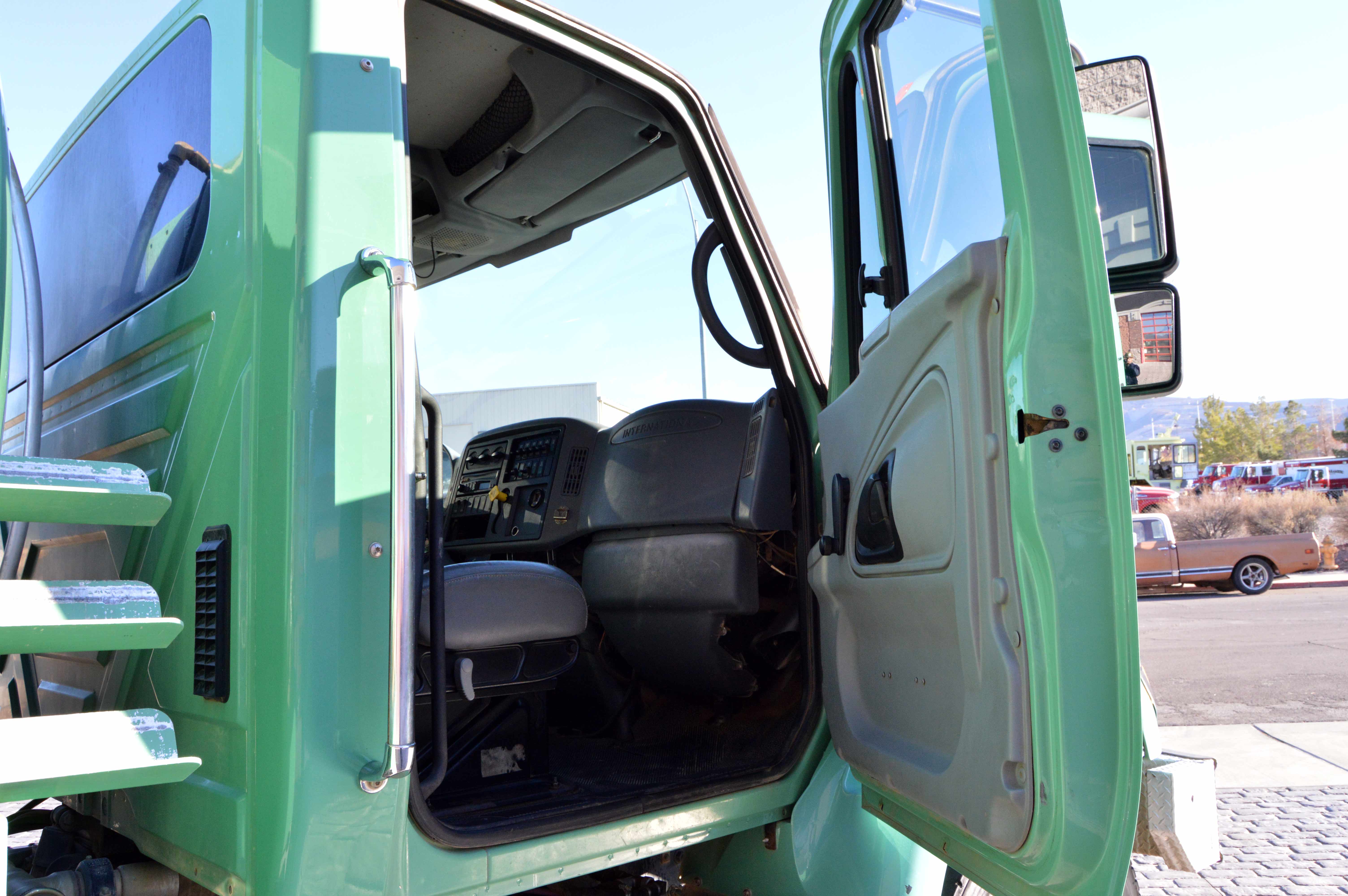 2004 International Tactical Tender | Used Truck Details