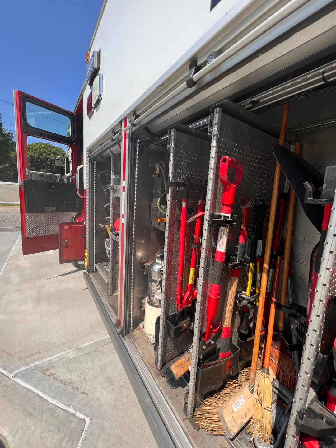 1999 Spartan Saulsbury Walk-In Heavy Rescue | Used Truck Details
