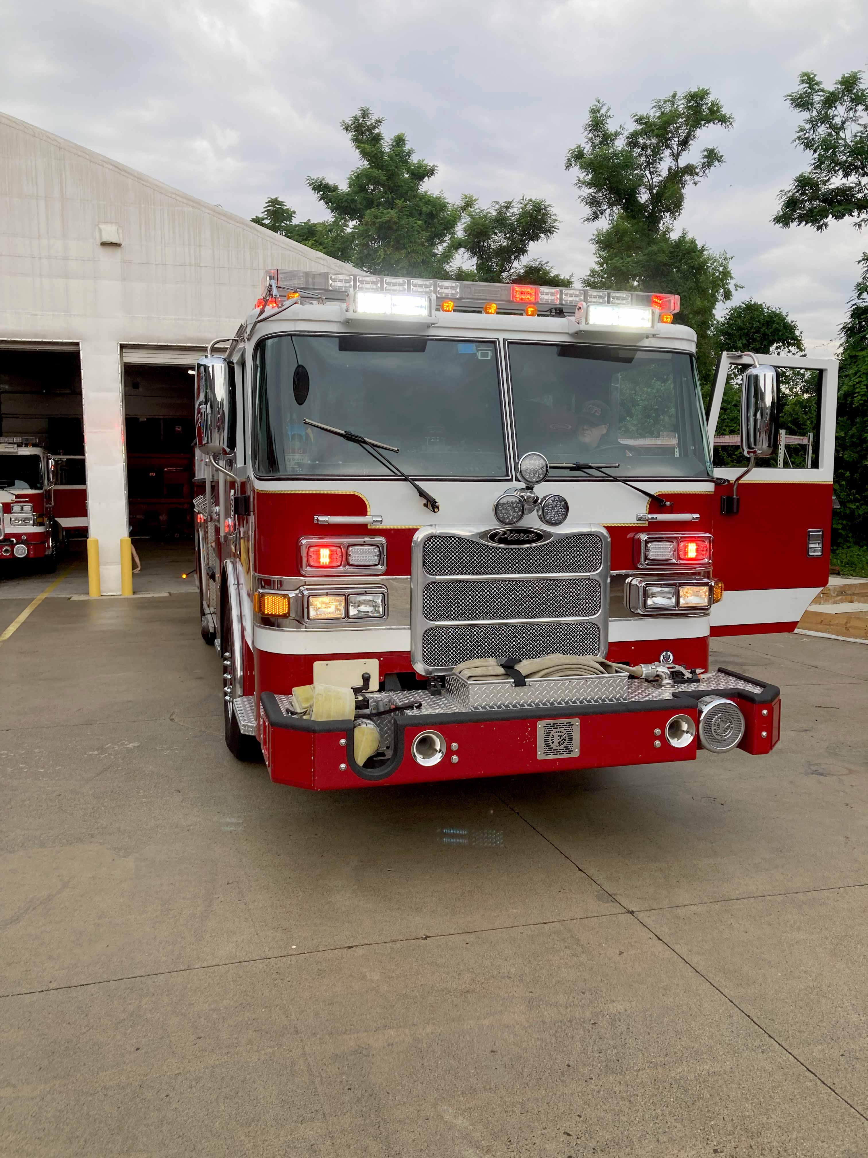 2014 Pierce Arrow XT Pumper | Used Truck Details