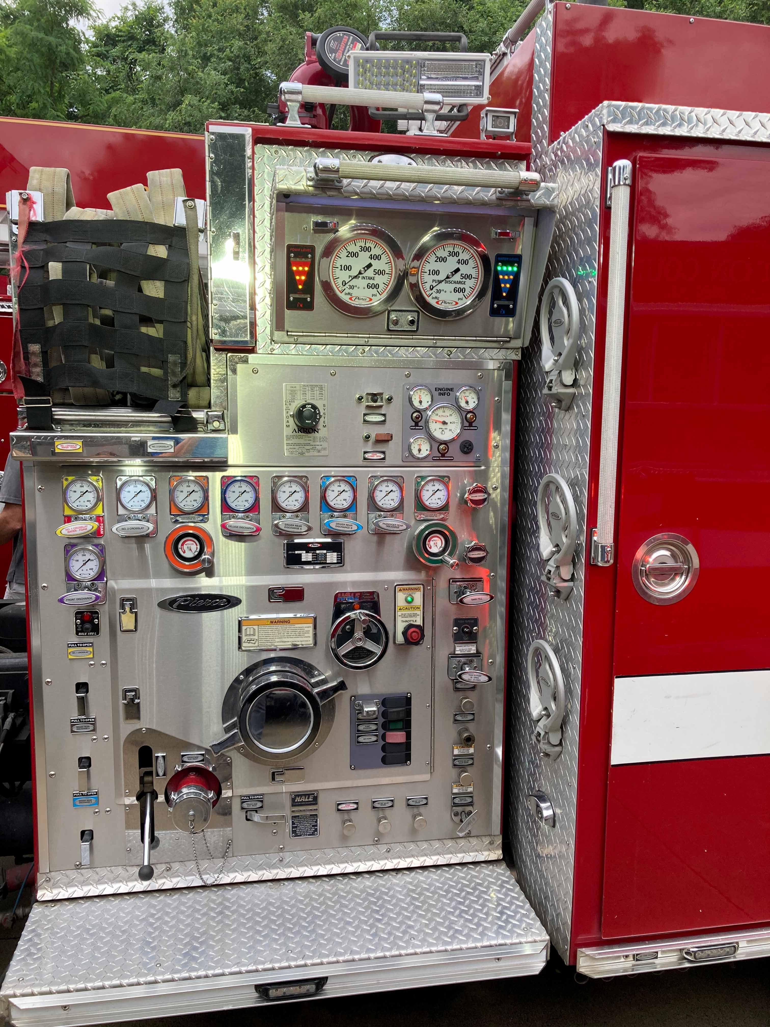 2014 Pierce Arrow XT Pumper | Used Truck Details
