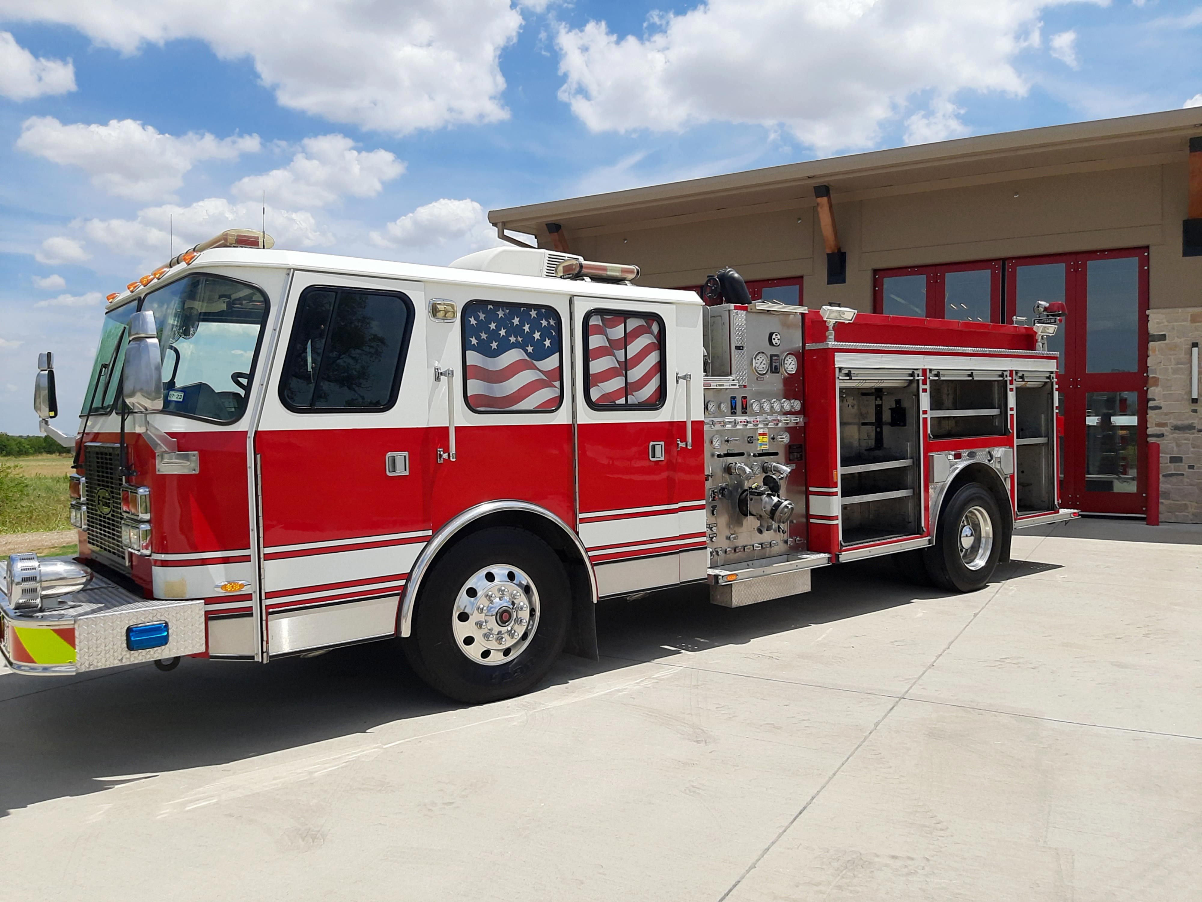 2004 E-One Cyclone Pumper | Used Truck Details