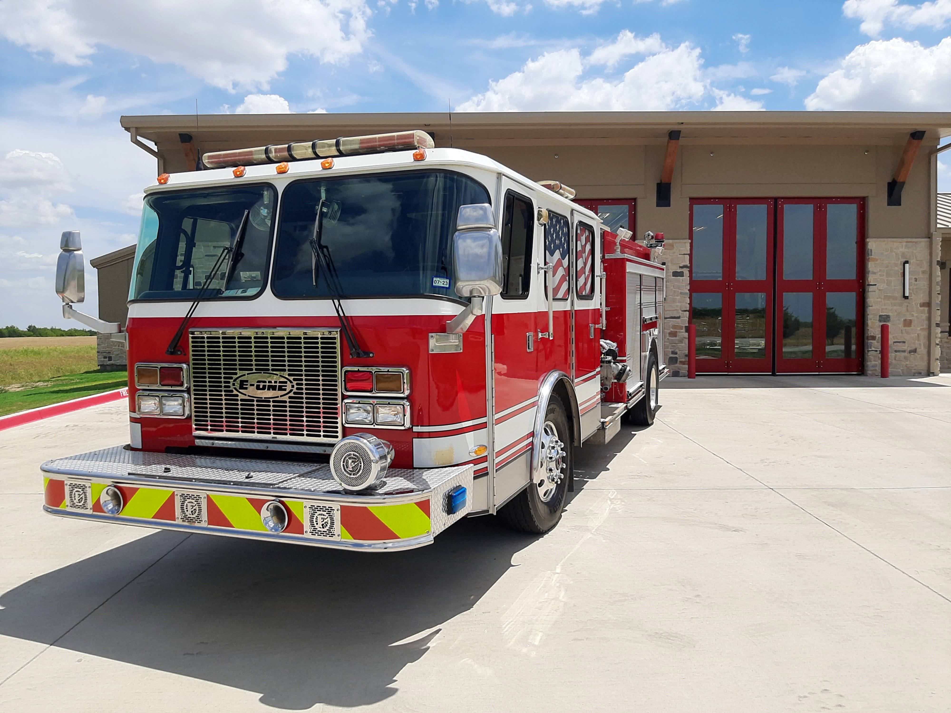 2004 E-One Cyclone Pumper | Used Truck Details