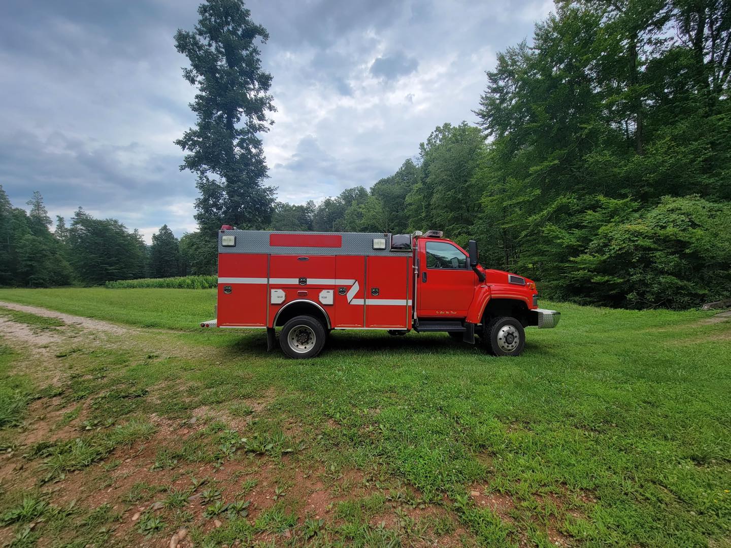 2009 4 Guys Chevrolet Commercial 4x4 Mini-Pumper | Used Truck Details