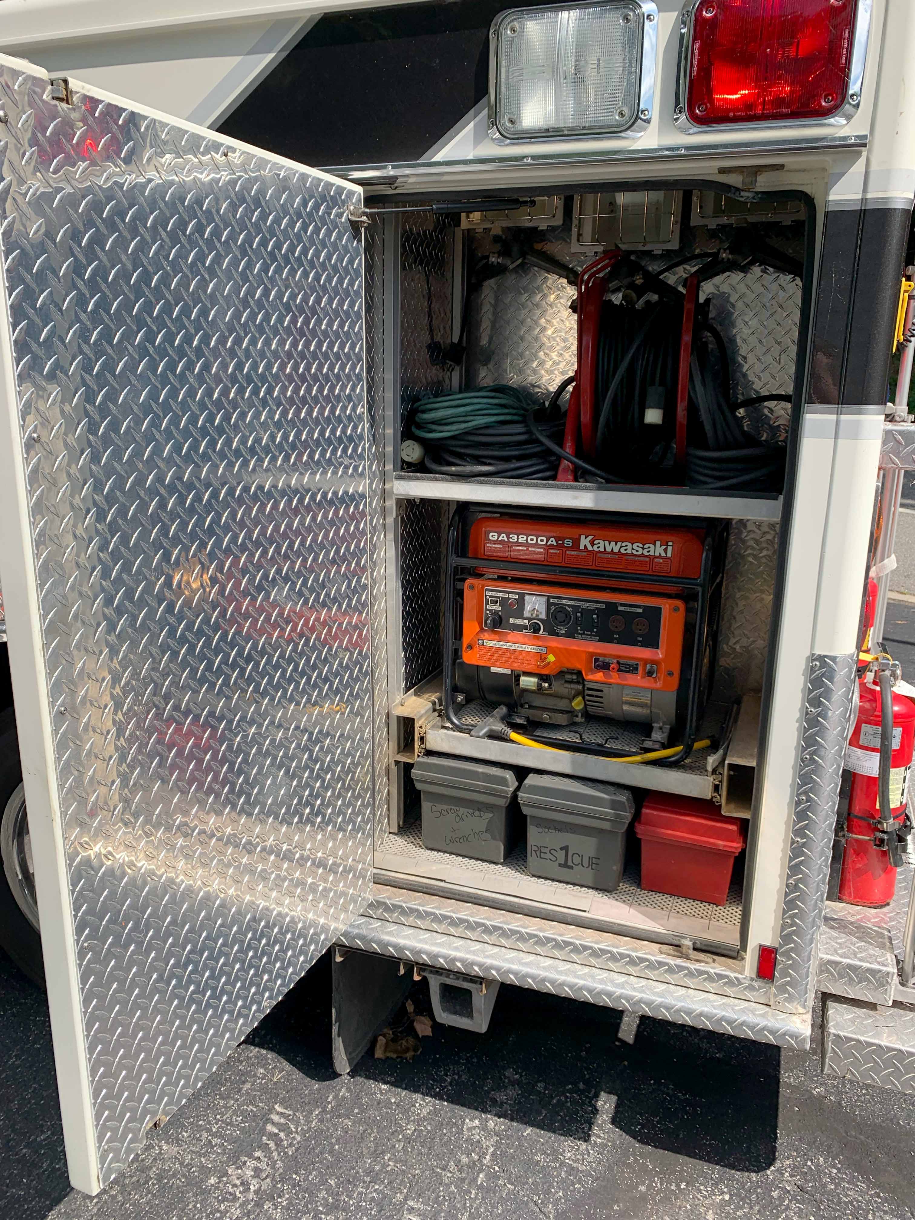 1996 Ford F600 Commercial Rescue | Firetrucks Unlimited