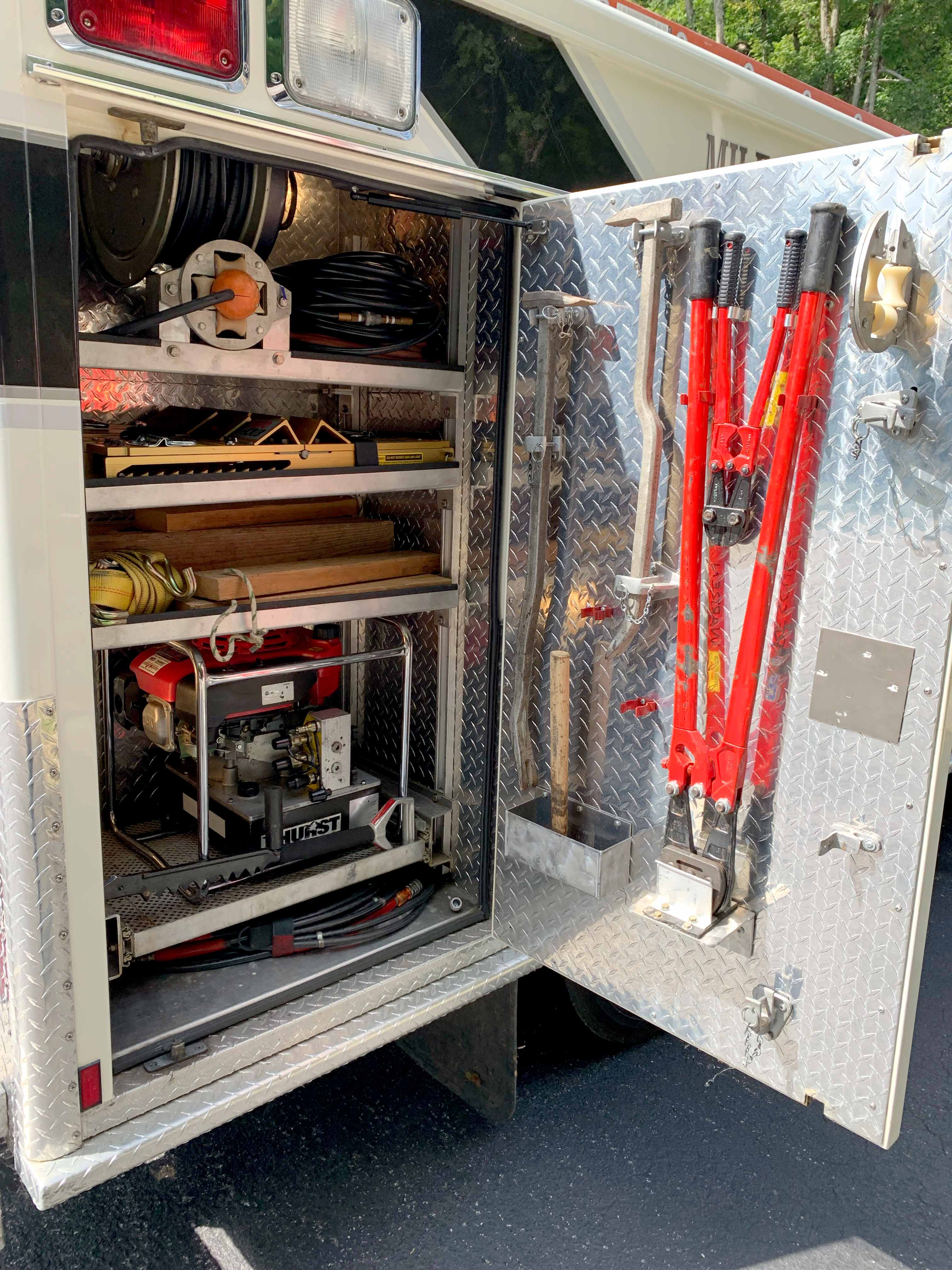 1996 Ford F600 Commercial Rescue | Firetrucks Unlimited