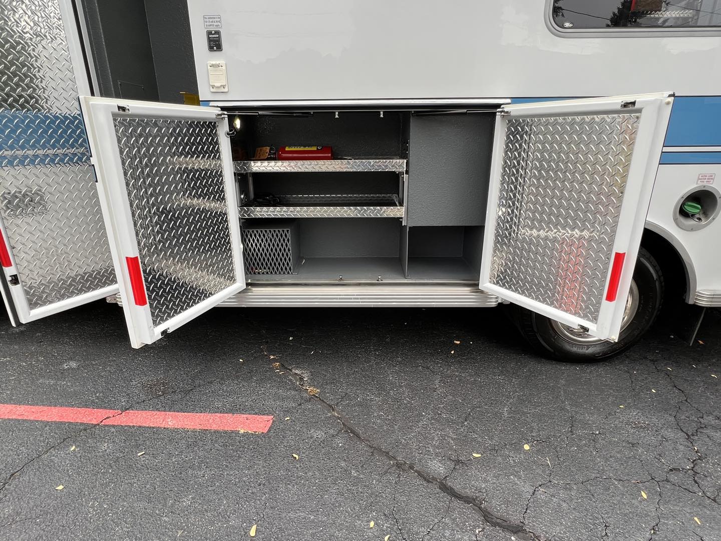 2009 Road Rescue Ford Type III Ambulance | Used Truck Details