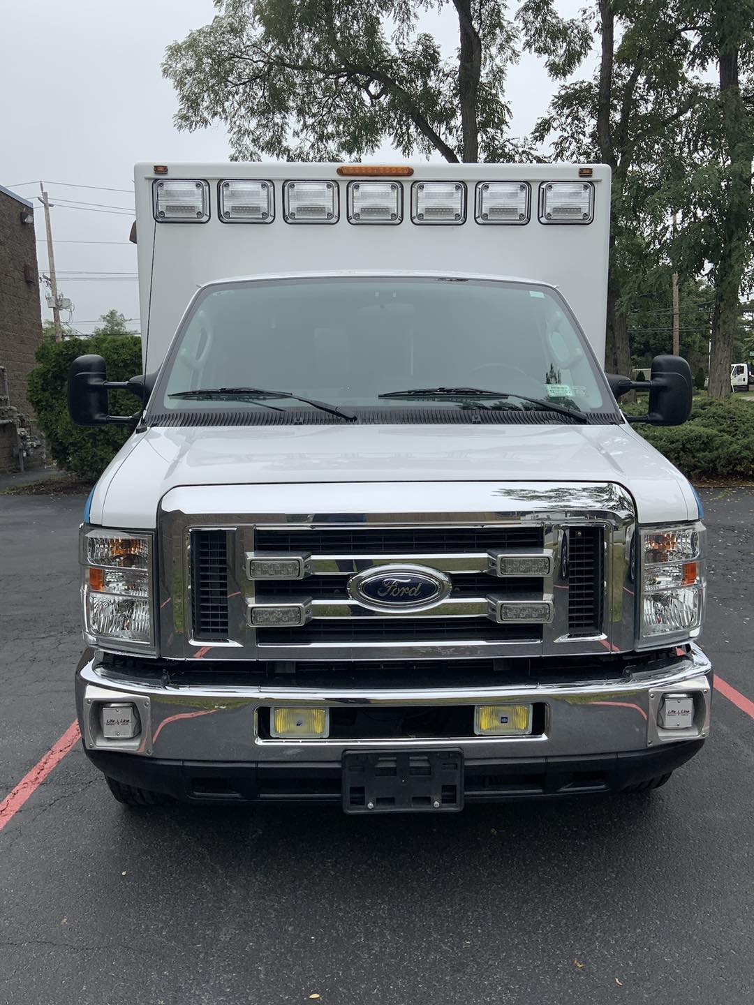 2009 Road Rescue Ford Type III Ambulance | Used Truck Details