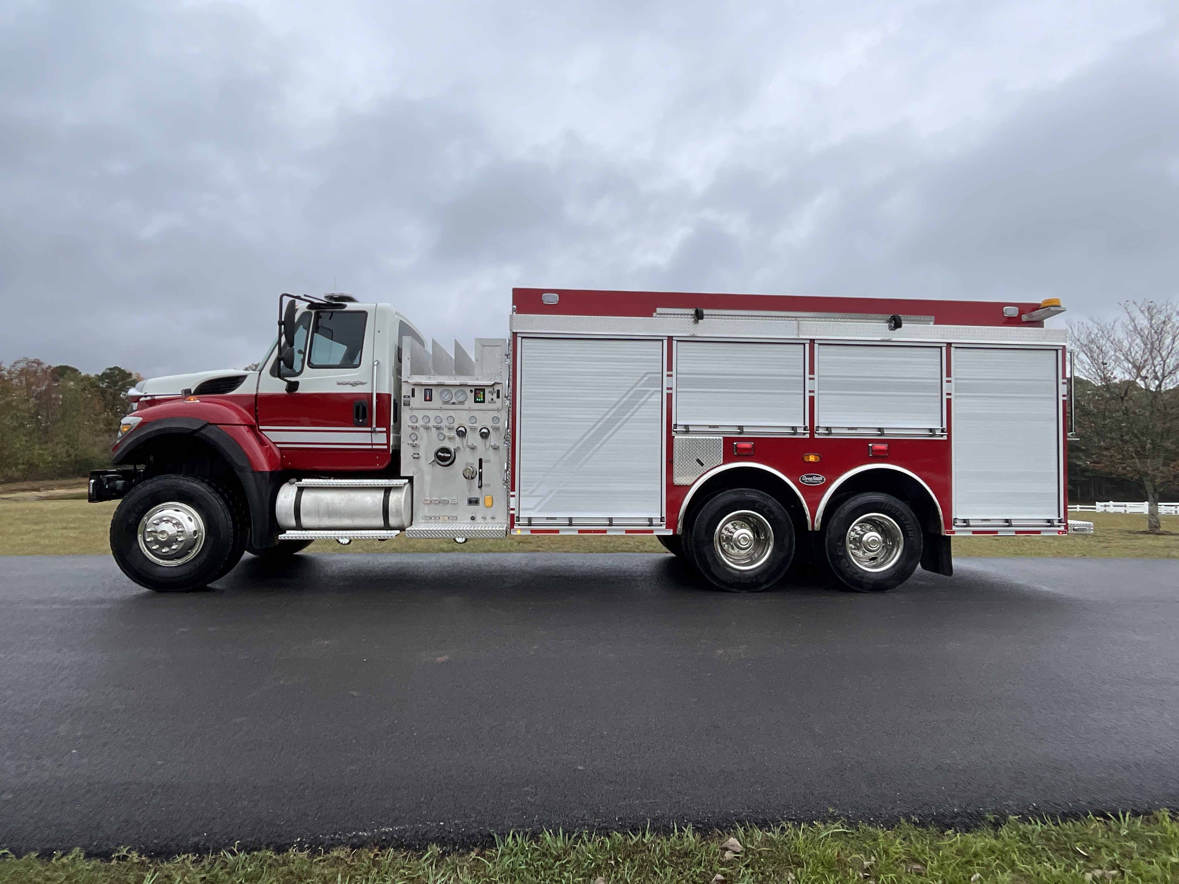 2014 Deep South International 6x6 Commercial Pumper Tanker | Firetrucks ...