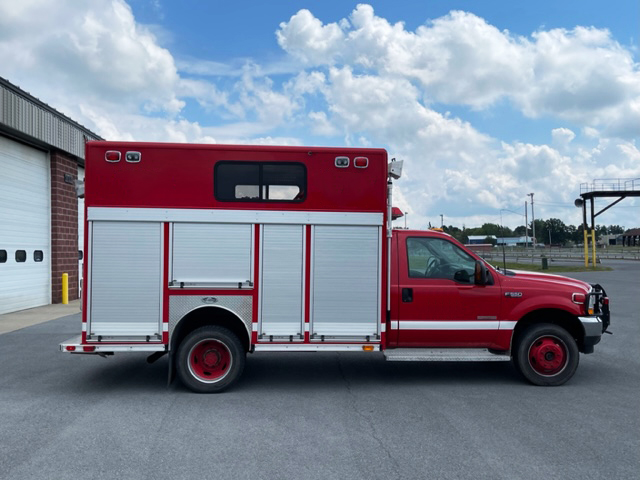 2003 E-One Ford 4x4 Commercial Walk-In Rescue | Used Truck Details
