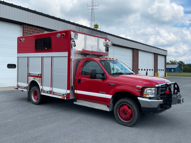 2003 E-One Ford 4x4 Commercial Walk-In Rescue | Used Truck Details