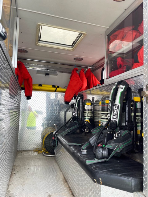 2003 E-One Ford 4x4 Commercial Walk-In Rescue | Used Truck Details