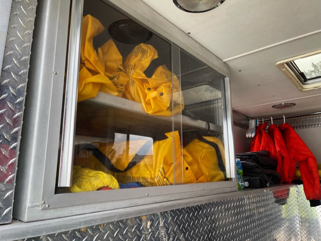 2003 E-One Ford 4x4 Commercial Walk-In Rescue | Used Truck Details