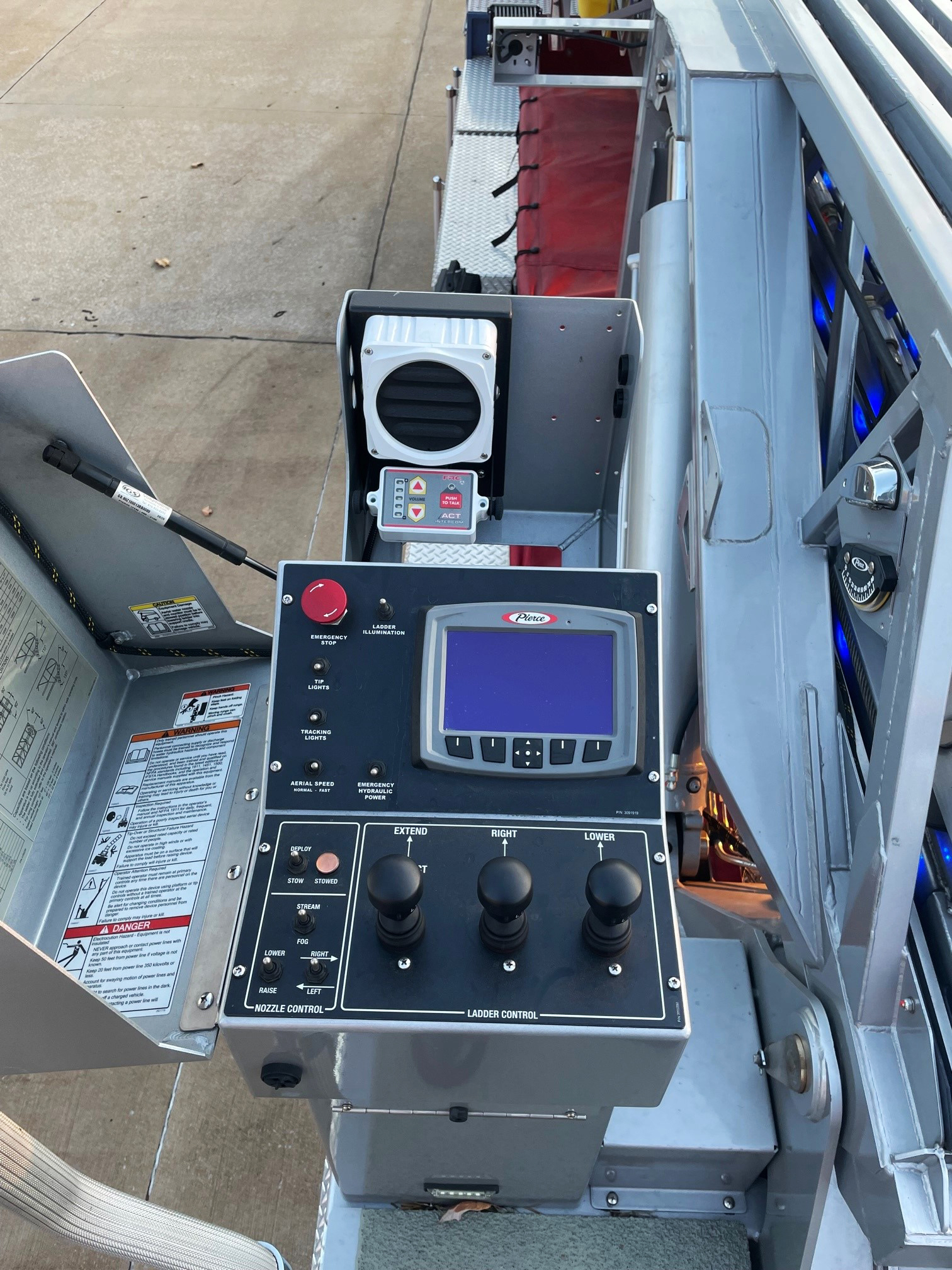 2021 Pierce Impel 107' Ascendant Quint | Used Truck Details