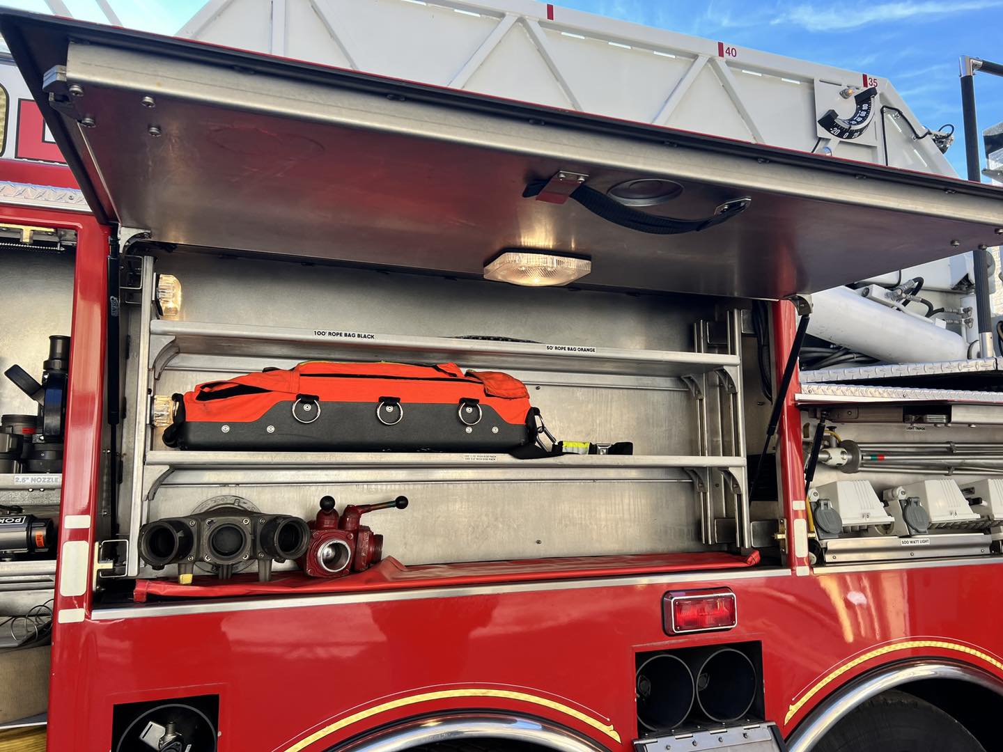 1997 Simon Duplex 75' Platform | Firetrucks Unlimited