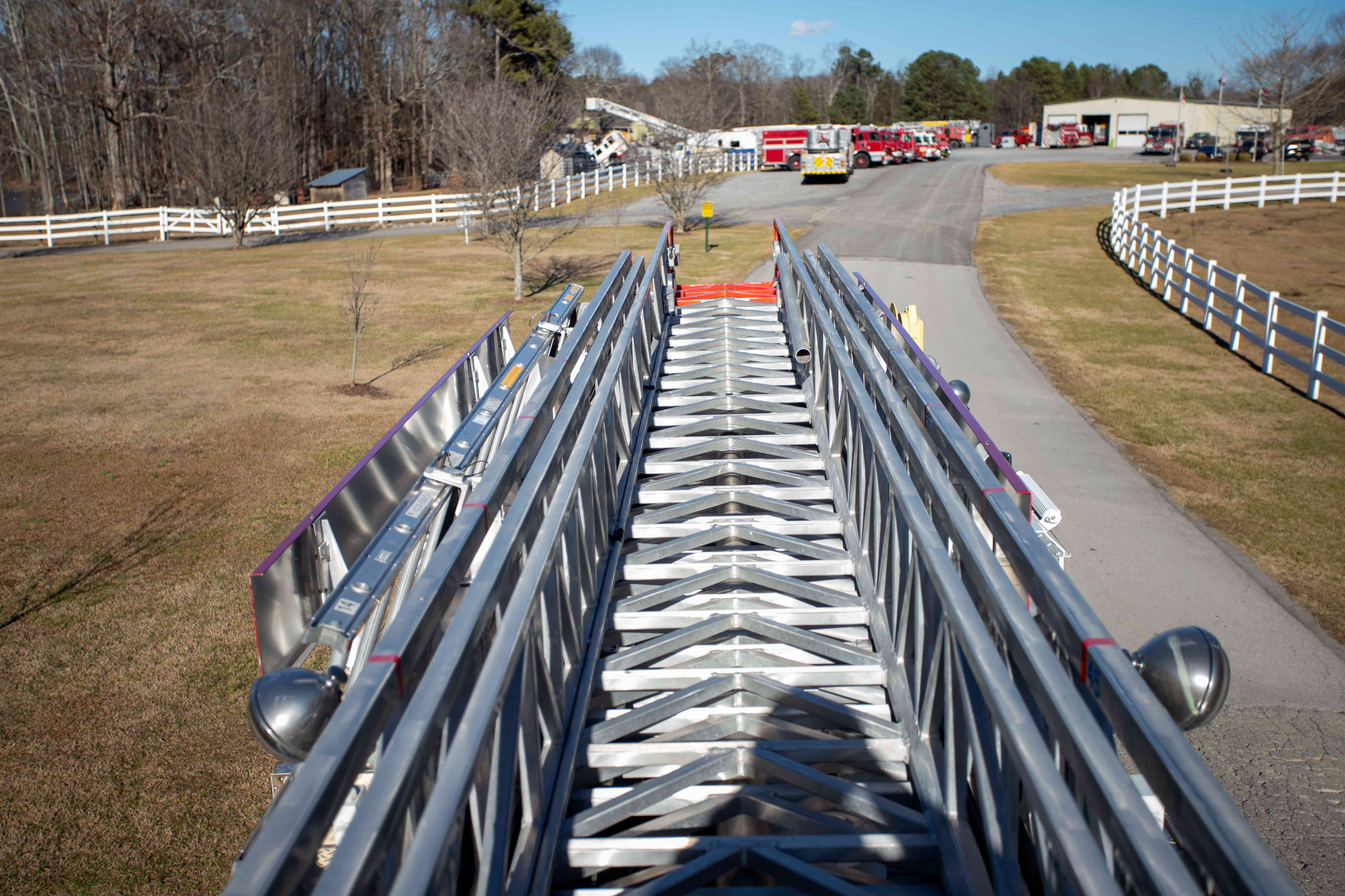 2006 E-One Typhoon 75' Aerial | Used Truck Details