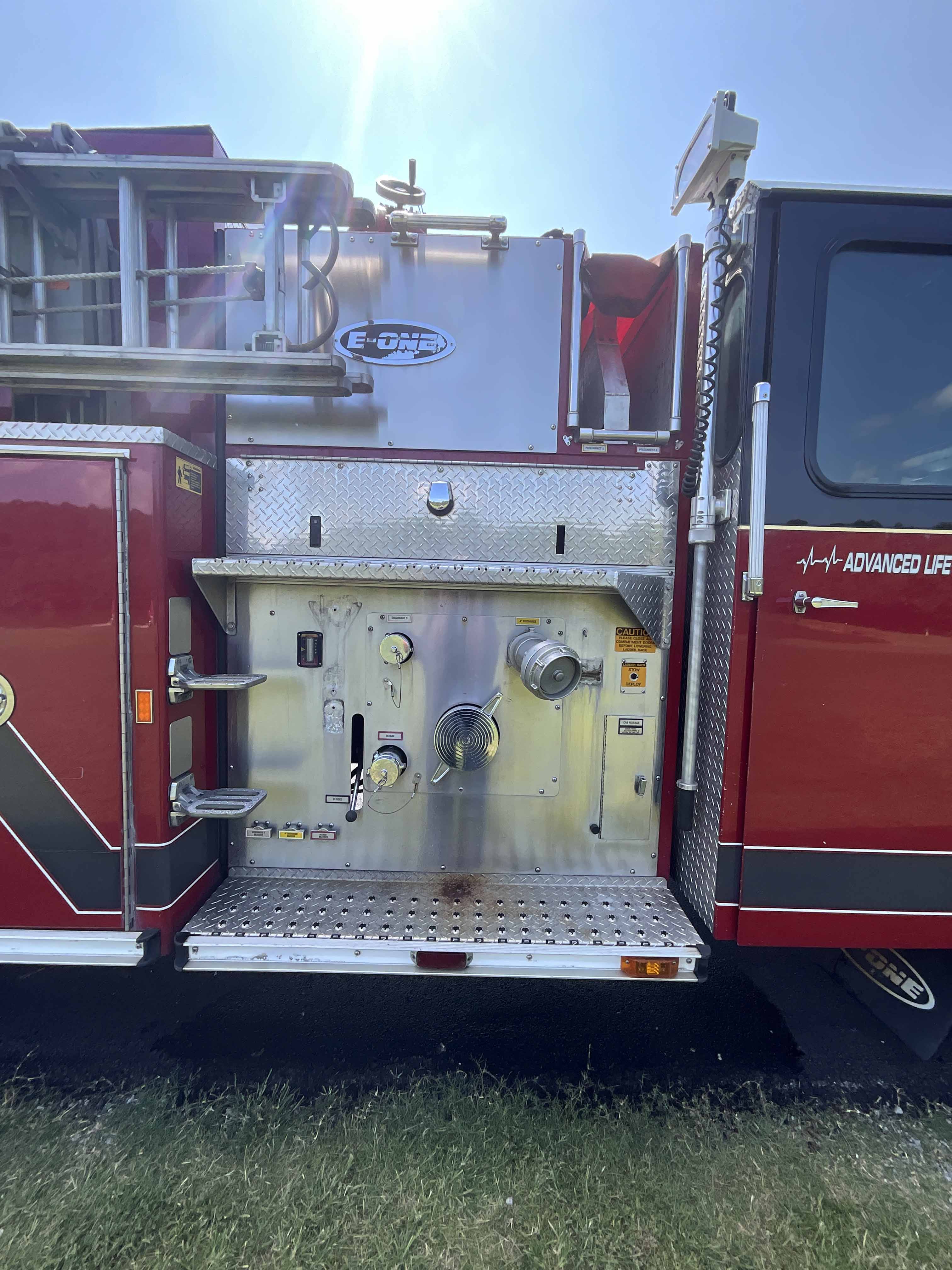 2007 E-One Typhoon Custom Pumper | Used Truck Details