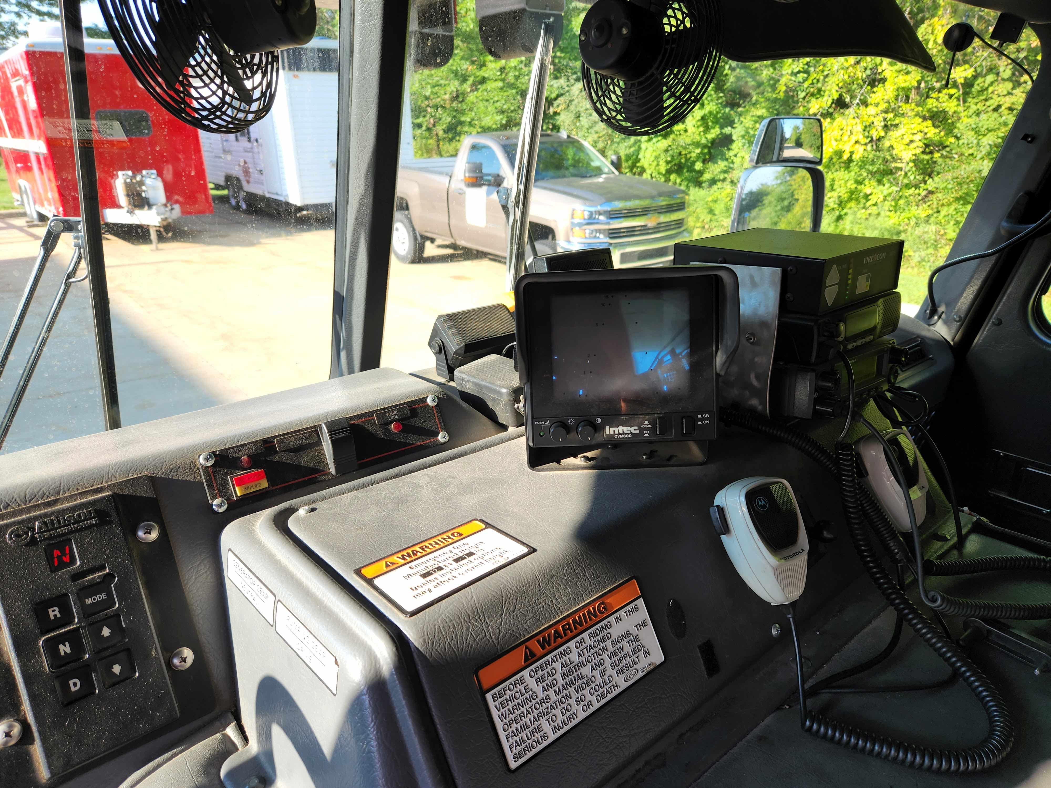 2001 E-One Cyclone II 95' Platform | Used Truck Details