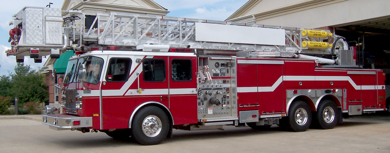 2001 E-One Cyclone II 95' Platform | Used Truck Details