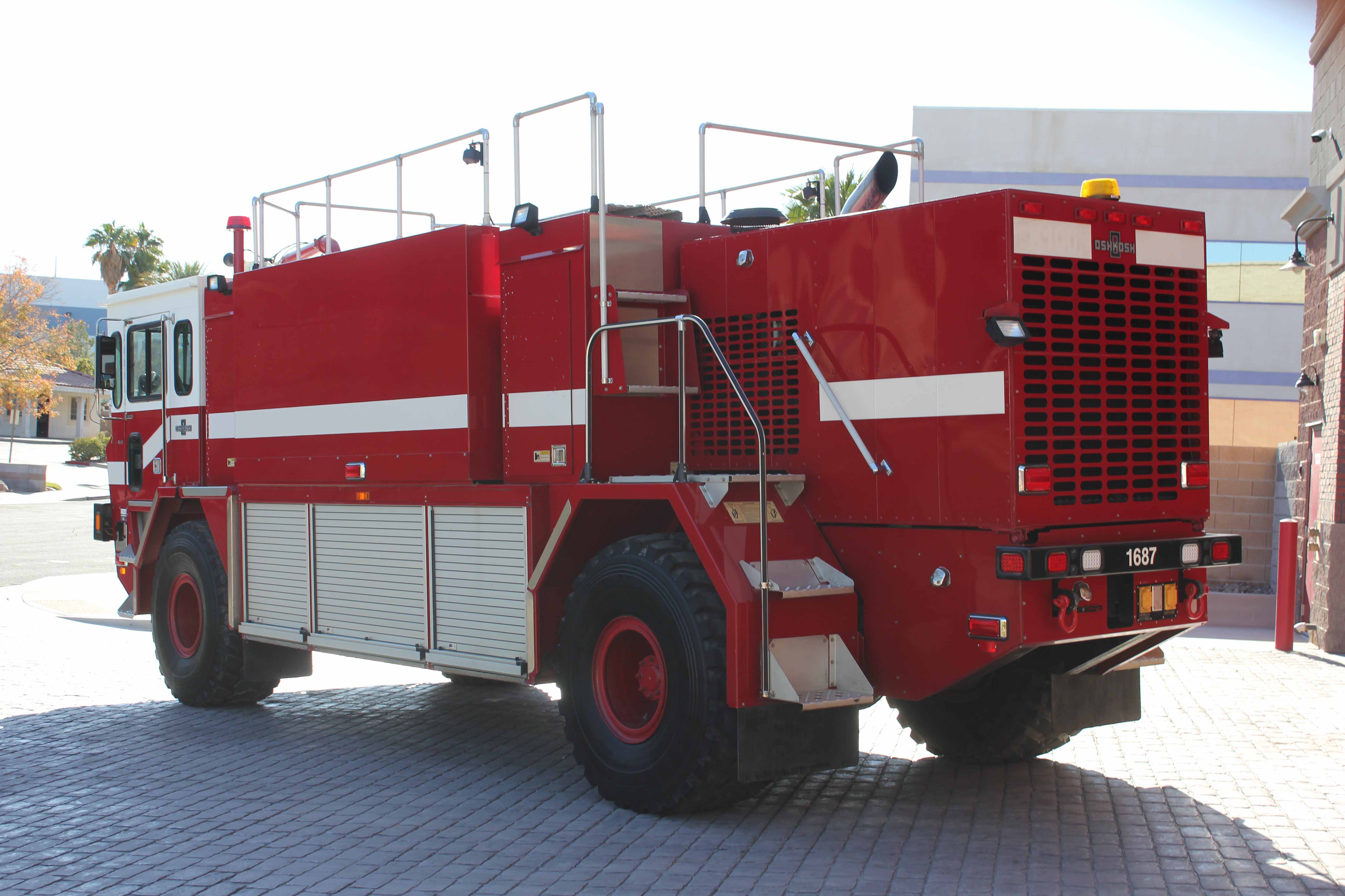2005 Oshkosh T-1500 4x4 ARFF | Firetrucks Unlimited