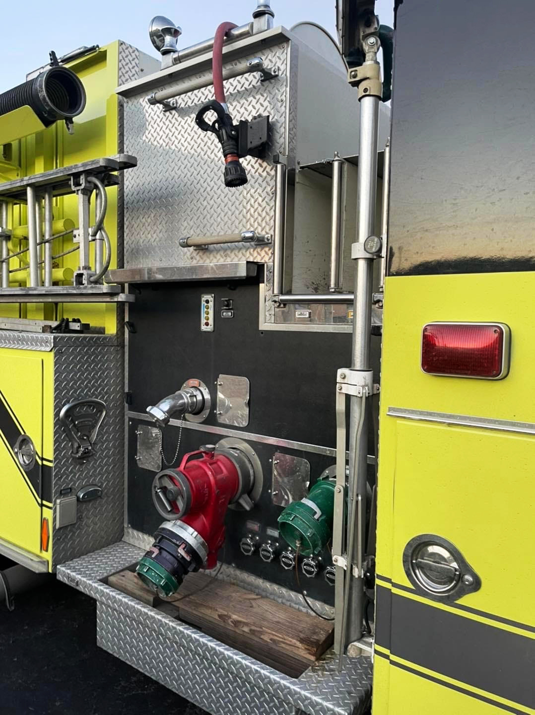 2000 Pierce Lance Pumper | Firetrucks Unlimited