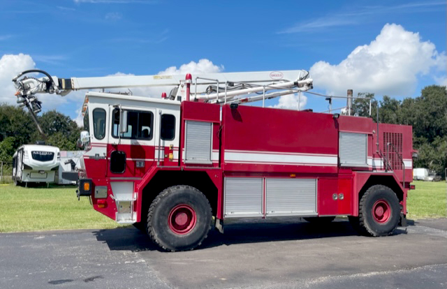 2001 Oshkosh TI-1500 4x4 Sky Boom ARFF | Firetrucks Unlimited