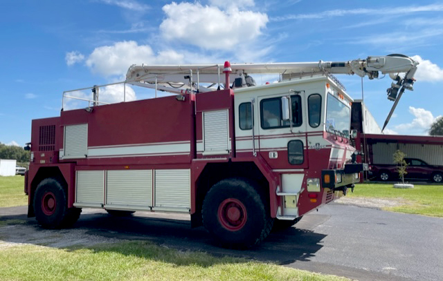 2001 Oshkosh TI-1500 4x4 Sky Boom ARFF | Firetrucks Unlimited