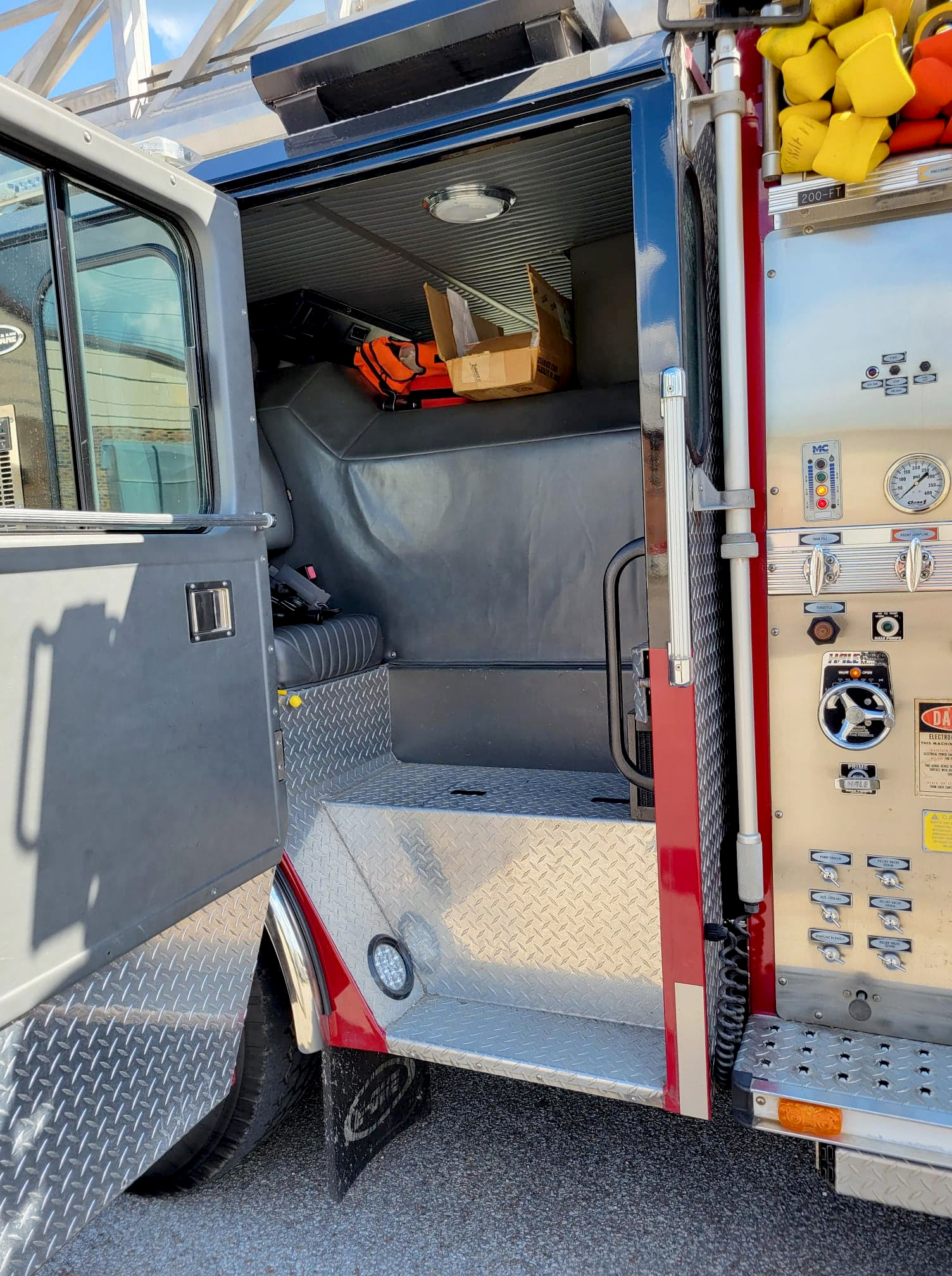 1994 E-One Hurricane 75' Ladder | Used Truck Details