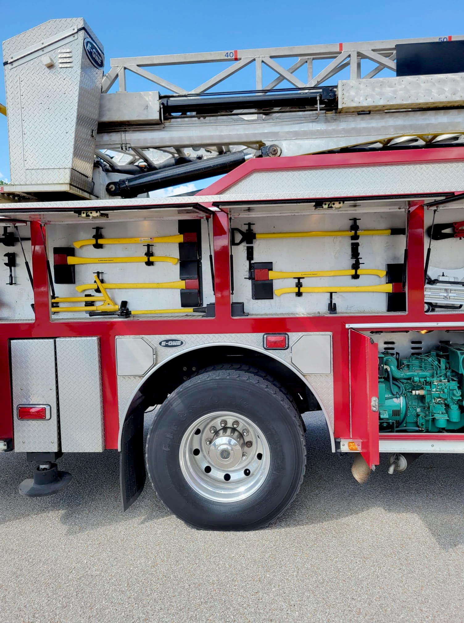 1994 E-One Hurricane 75' Ladder | Used Truck Details