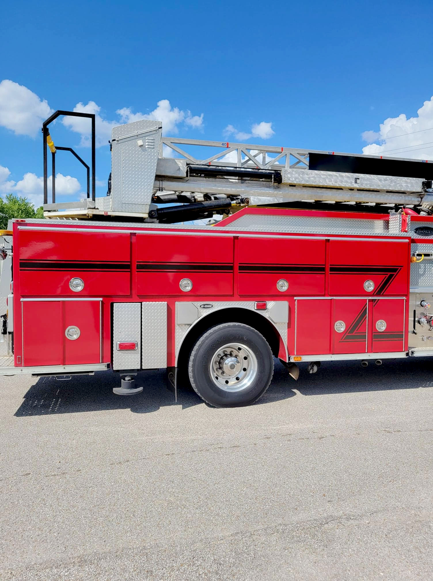 1994 E-One Hurricane 75' Ladder | Used Truck Details