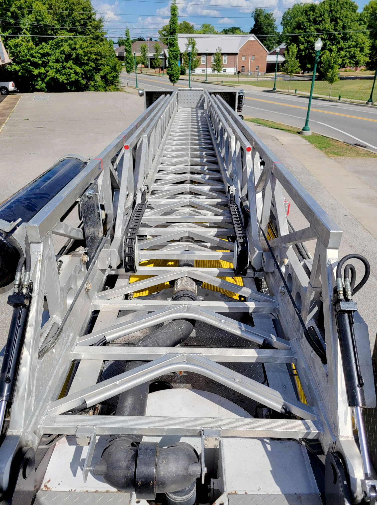 1994 E-One Hurricane 75' Ladder | Used Truck Details