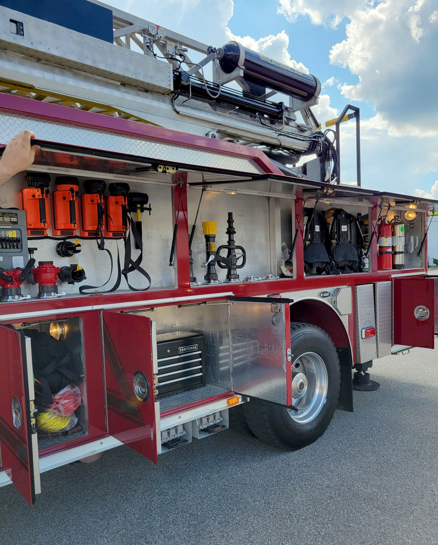 1994 E-One Hurricane 75' Ladder | Used Truck Details